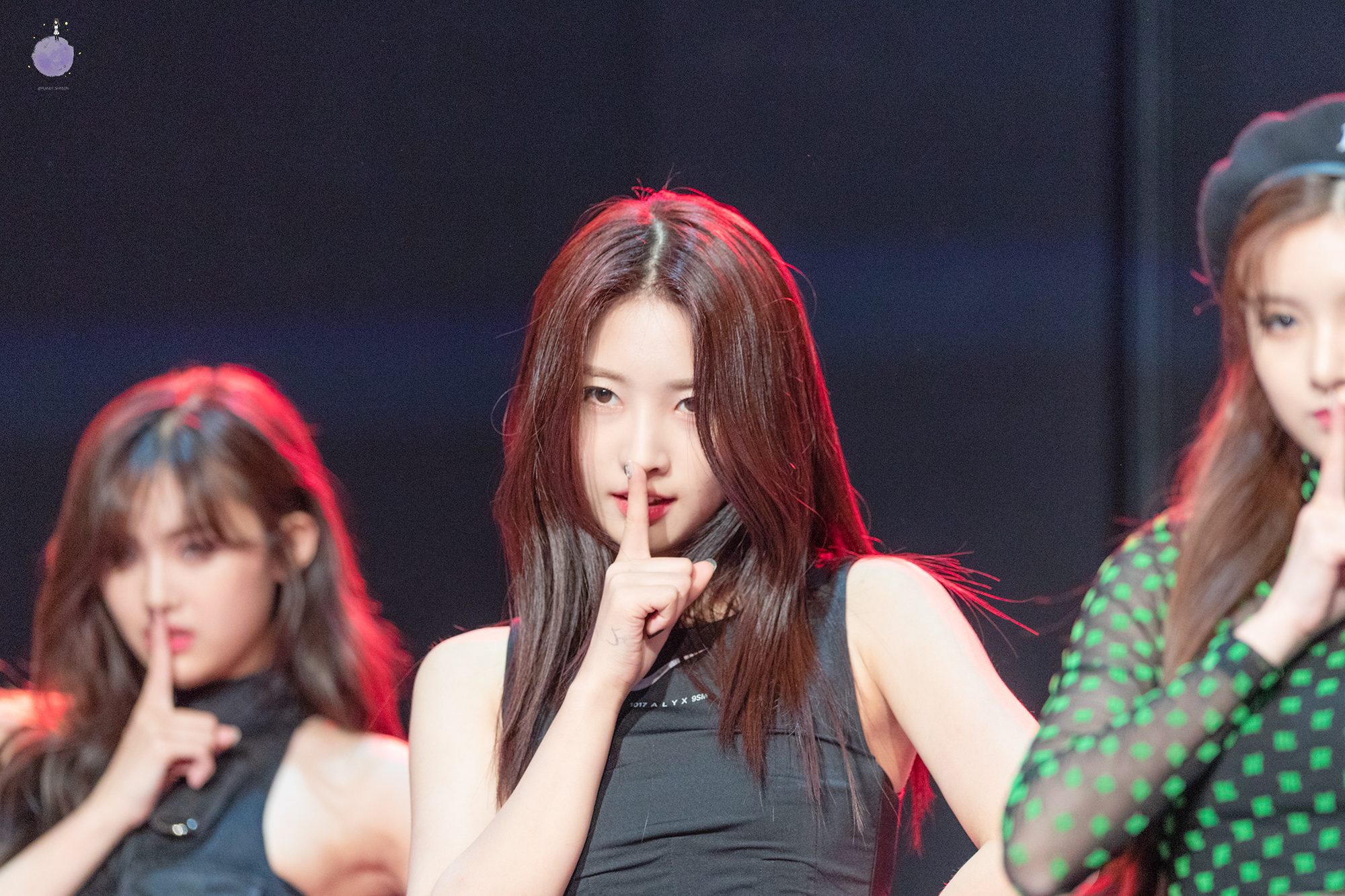 190824 Sihyeon | Scrolller