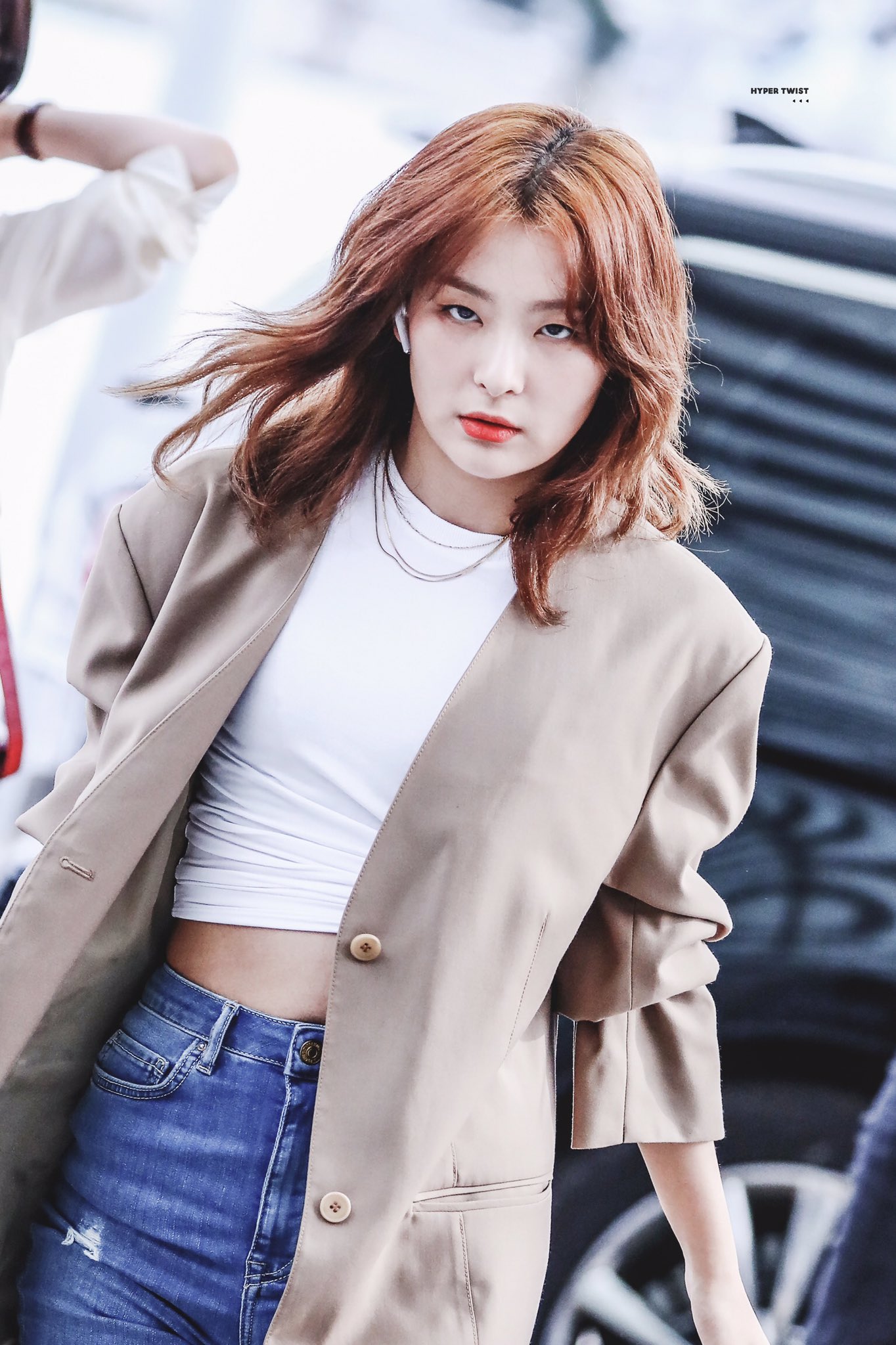 190902 Seulgi | Scrolller