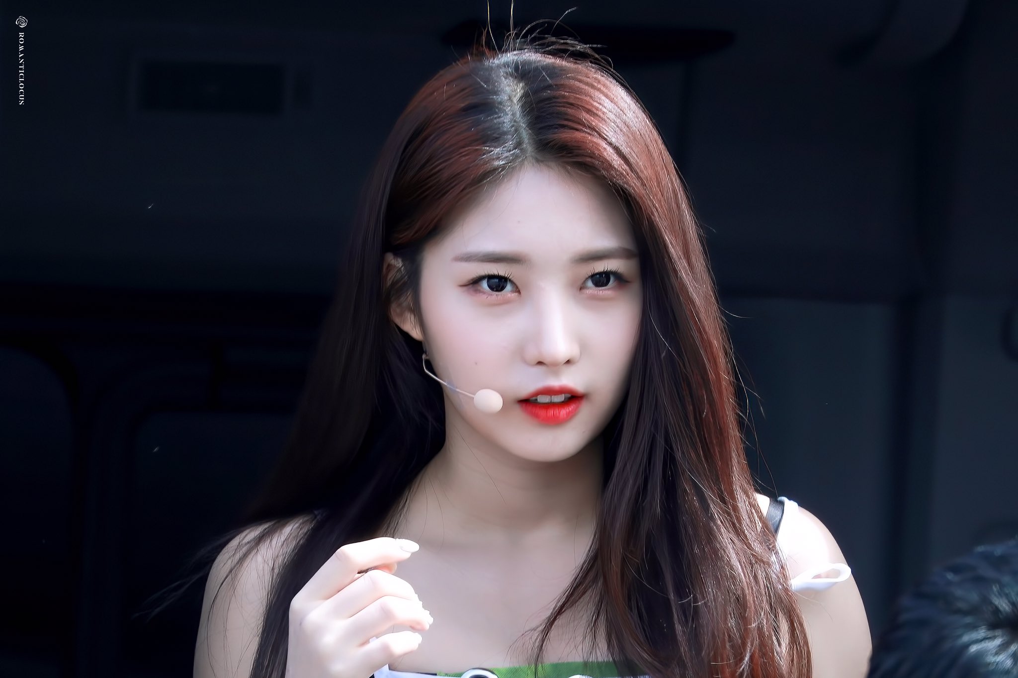 191006 Sihyeon | Scrolller