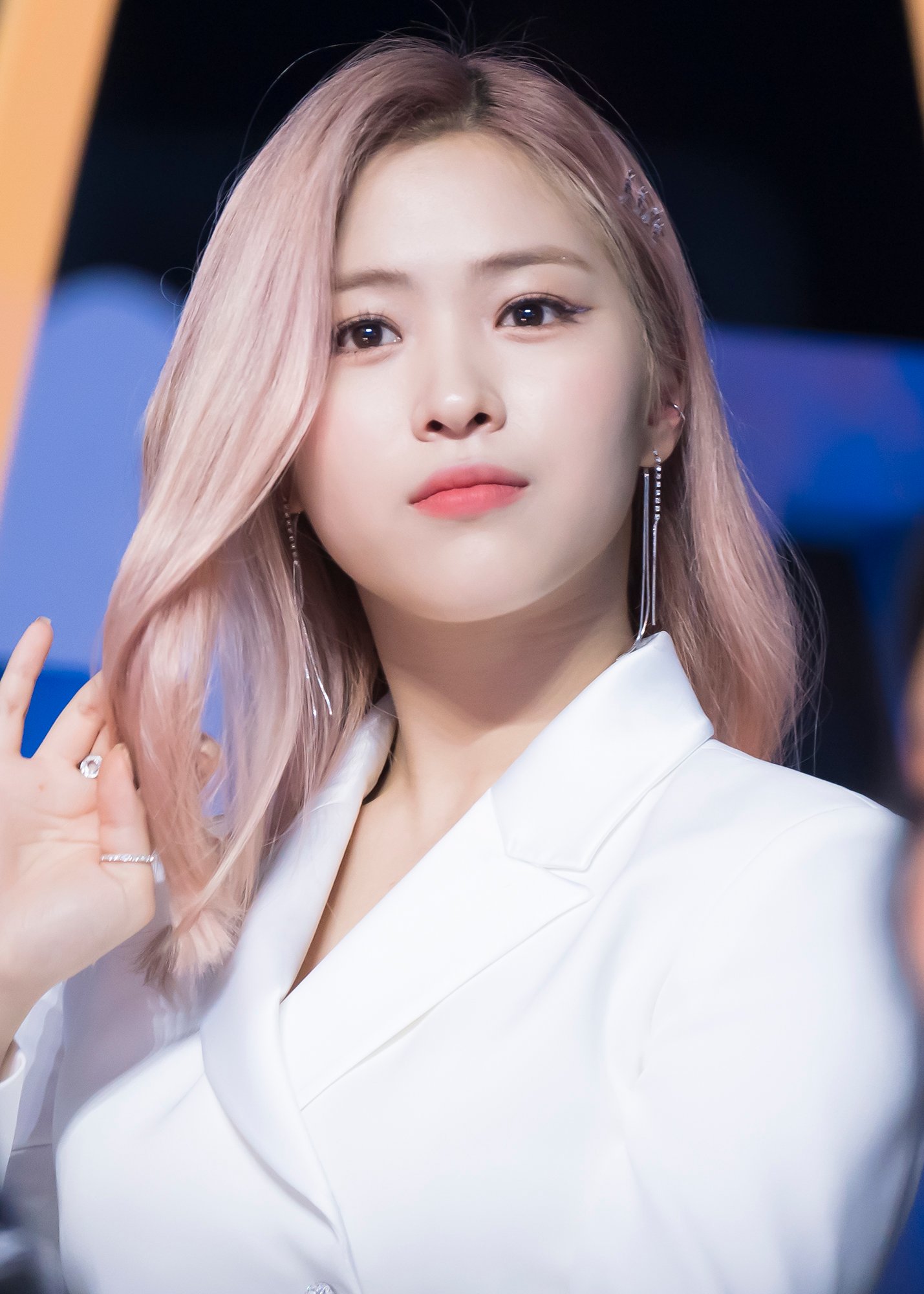 191116 Ryujin | Scrolller