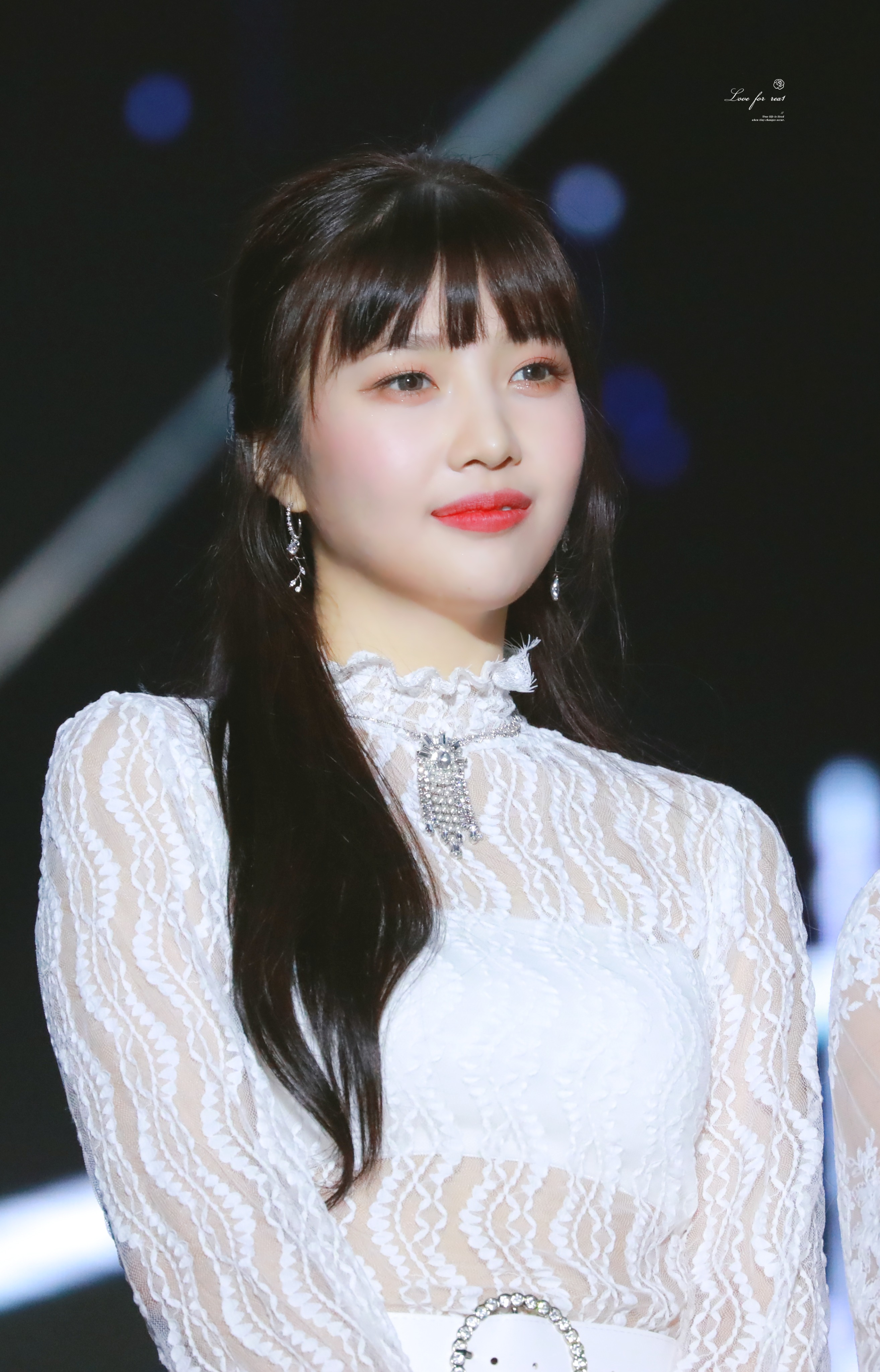 191126 Joy | Scrolller