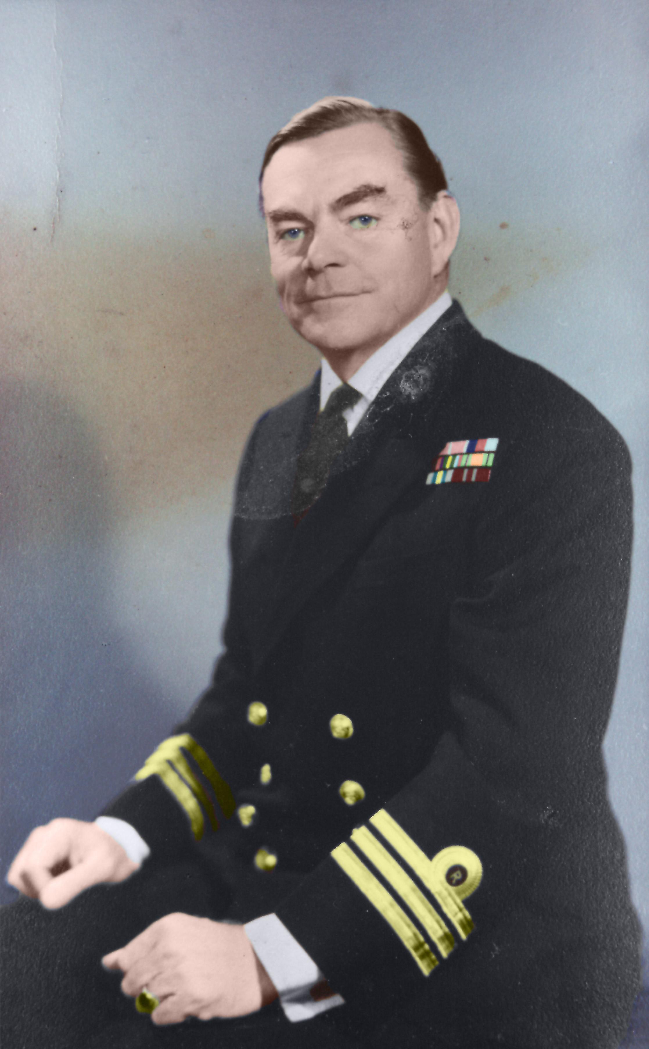 1950s Royal Navy Reserves Commander | Scrolller