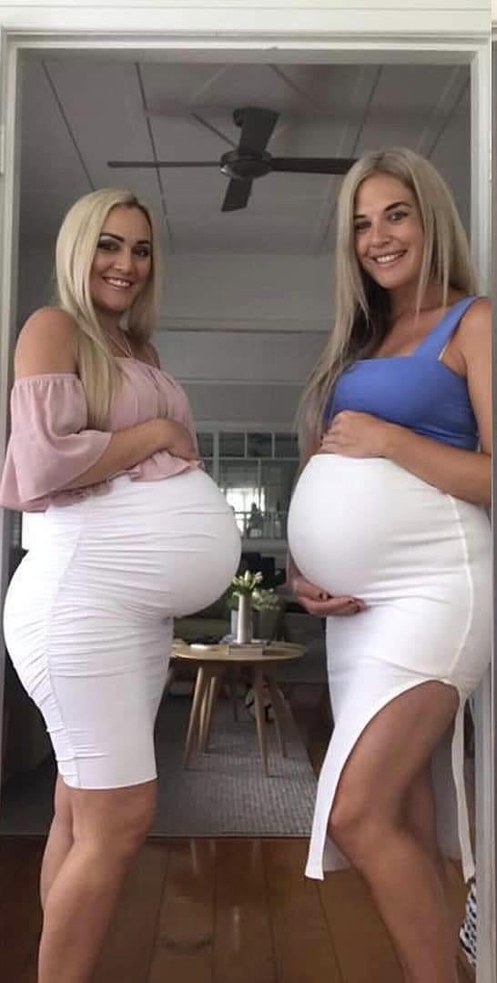 2 gorgeous pregnant women.. tough choice [2] | Scrolller