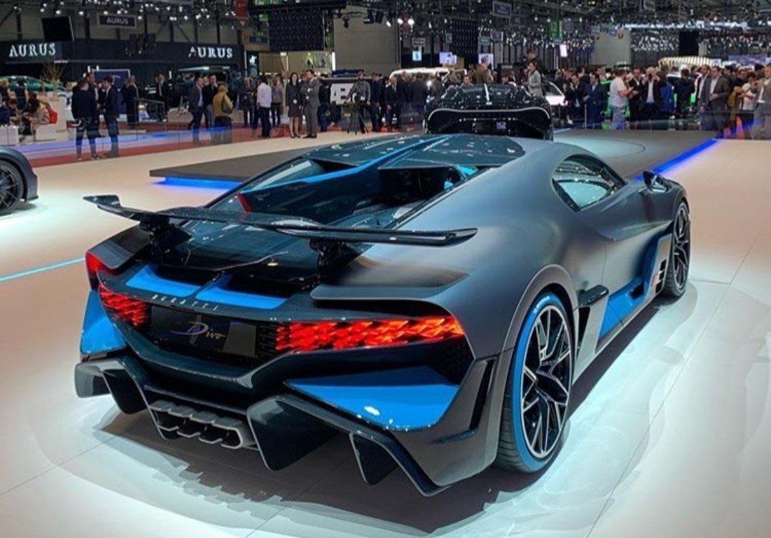 2019 Bugatti Divo | Scrolller