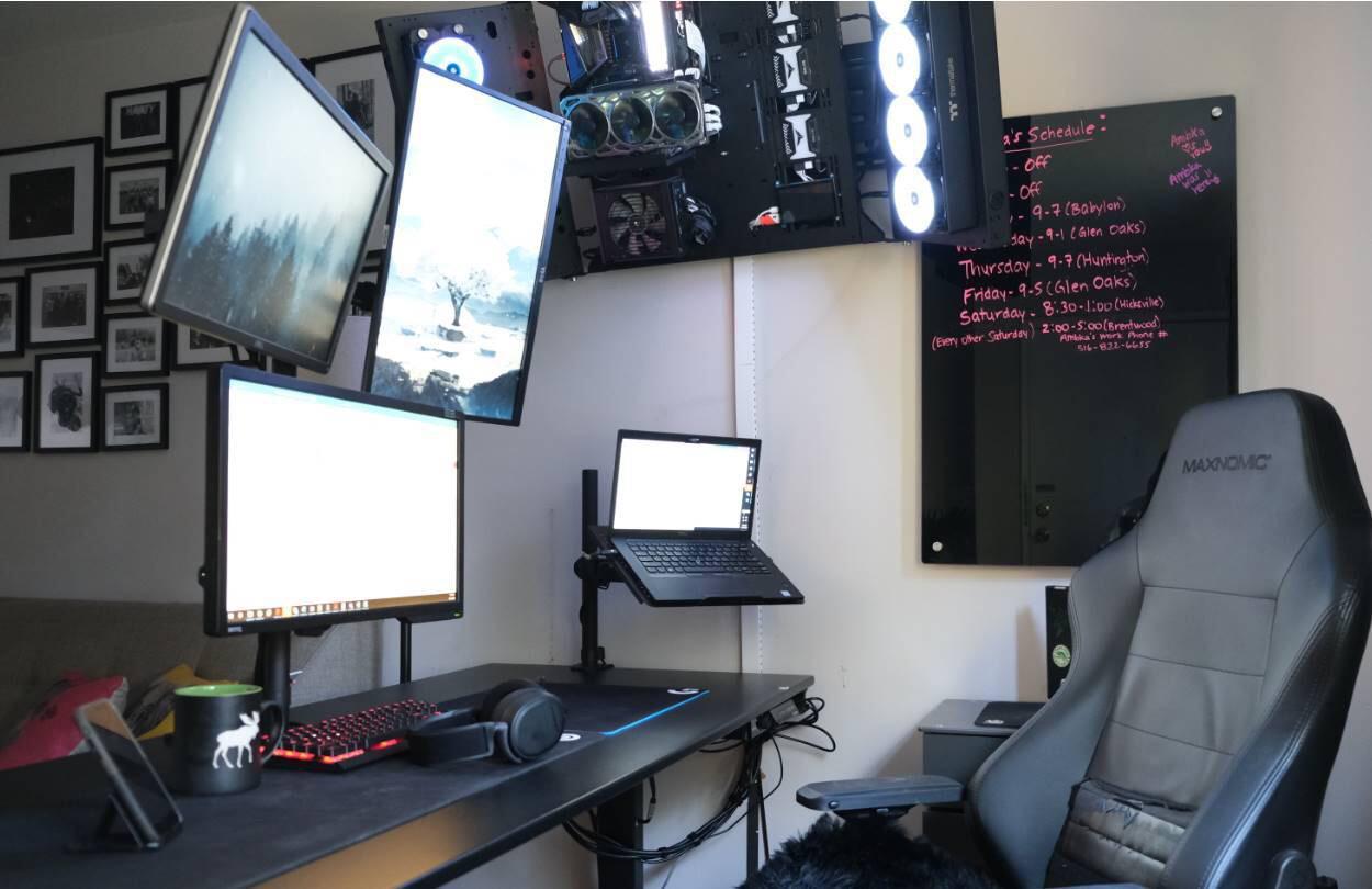 2020 simple work and gaming setup | Scrolller