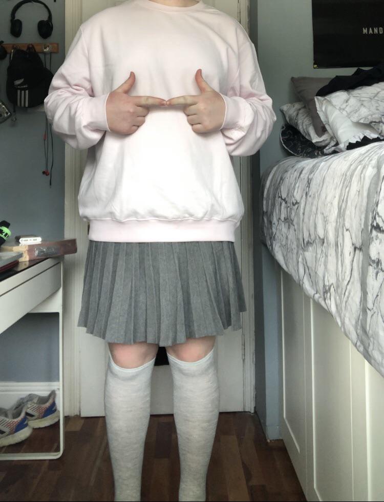 (21) Do you like my skirt? 🥺 | Scrolller