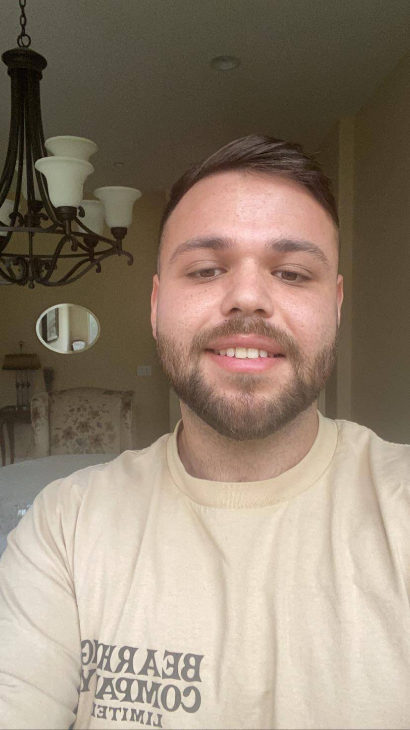 24 M what do you think? | Scrolller