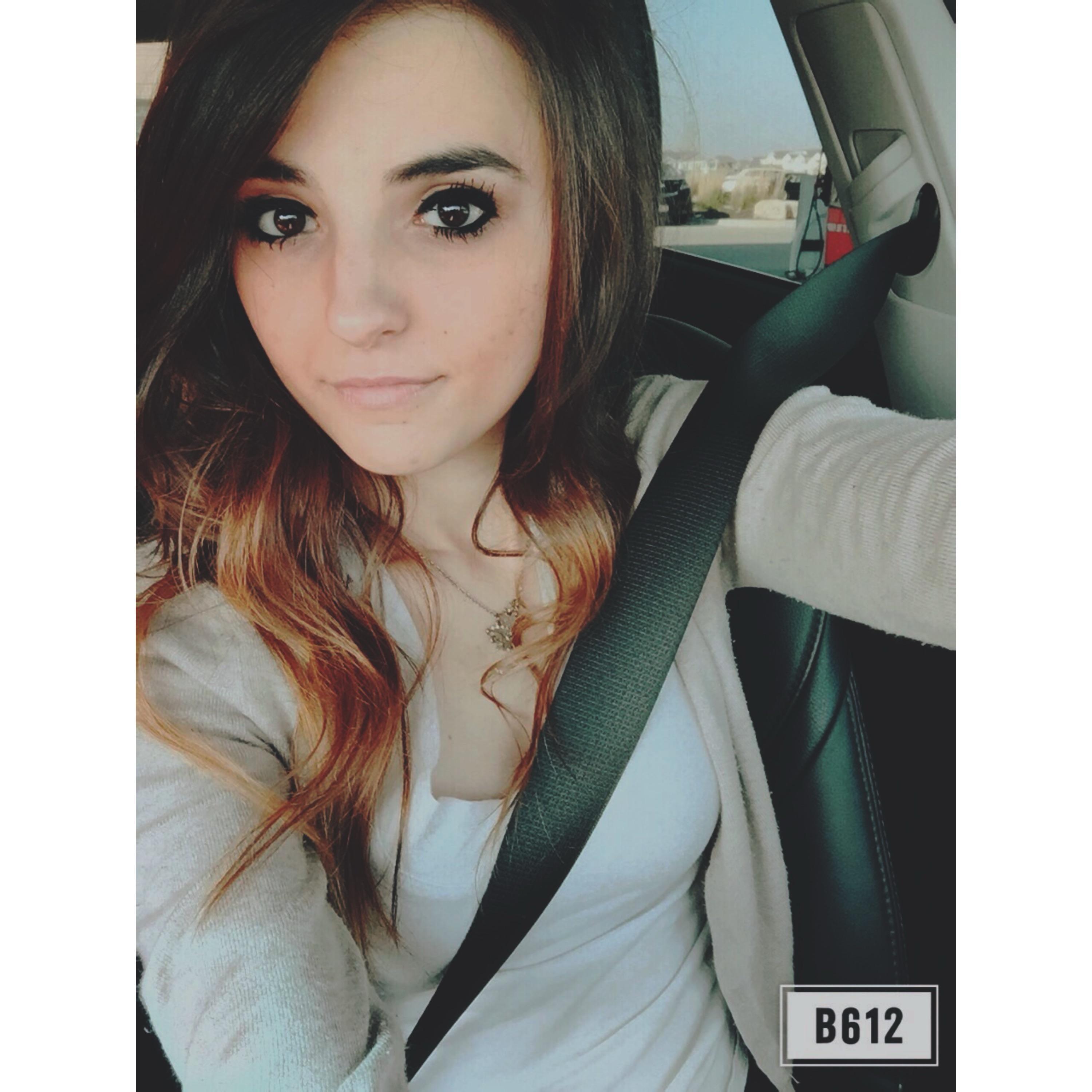 25F | Scrolller