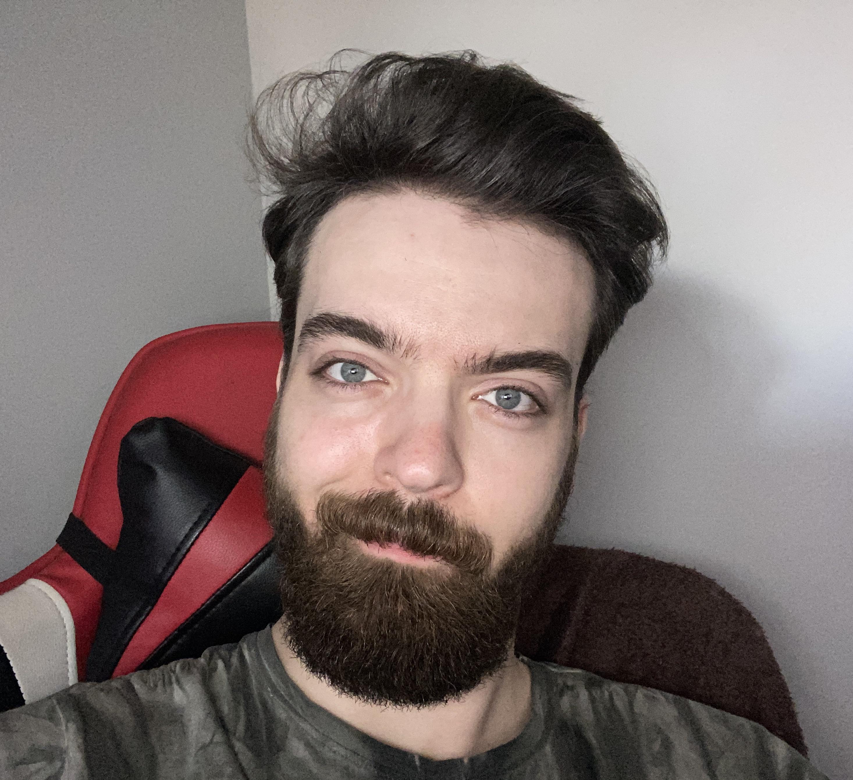 27M/ hey everyone, what do you think? | Scrolller