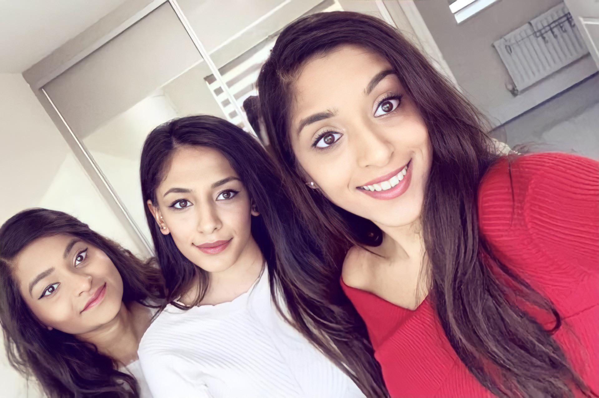 [3] Pick one | Scrolller