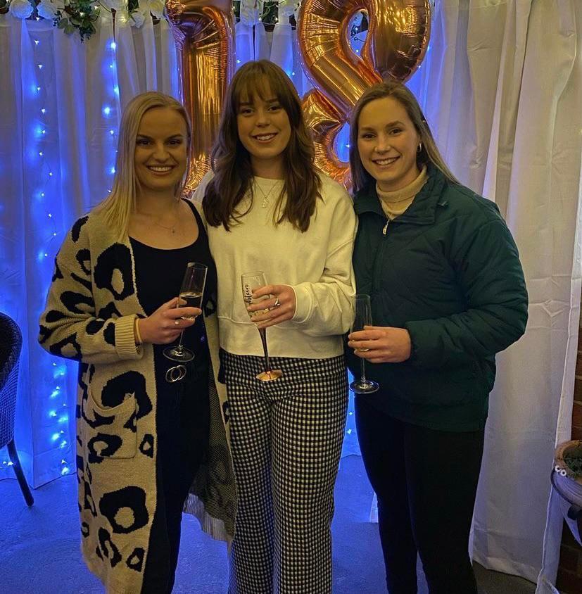 [3] Pick one to give you a rimjob while stroking your cock | Scrolller