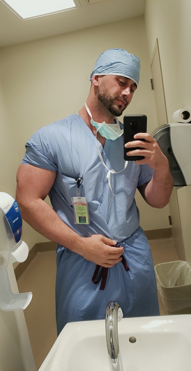 31 free balling, bulging | Scrolller