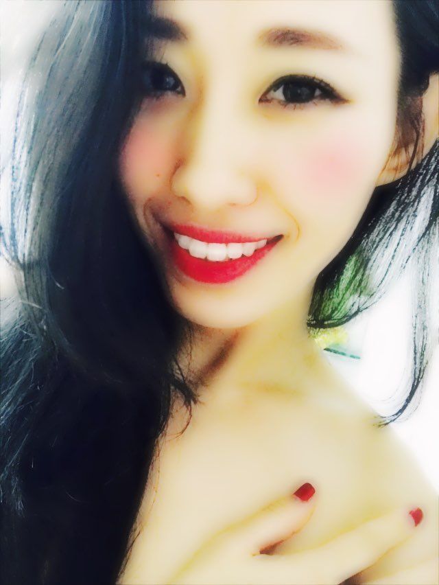 32 year old Korean Milf | Scrolller