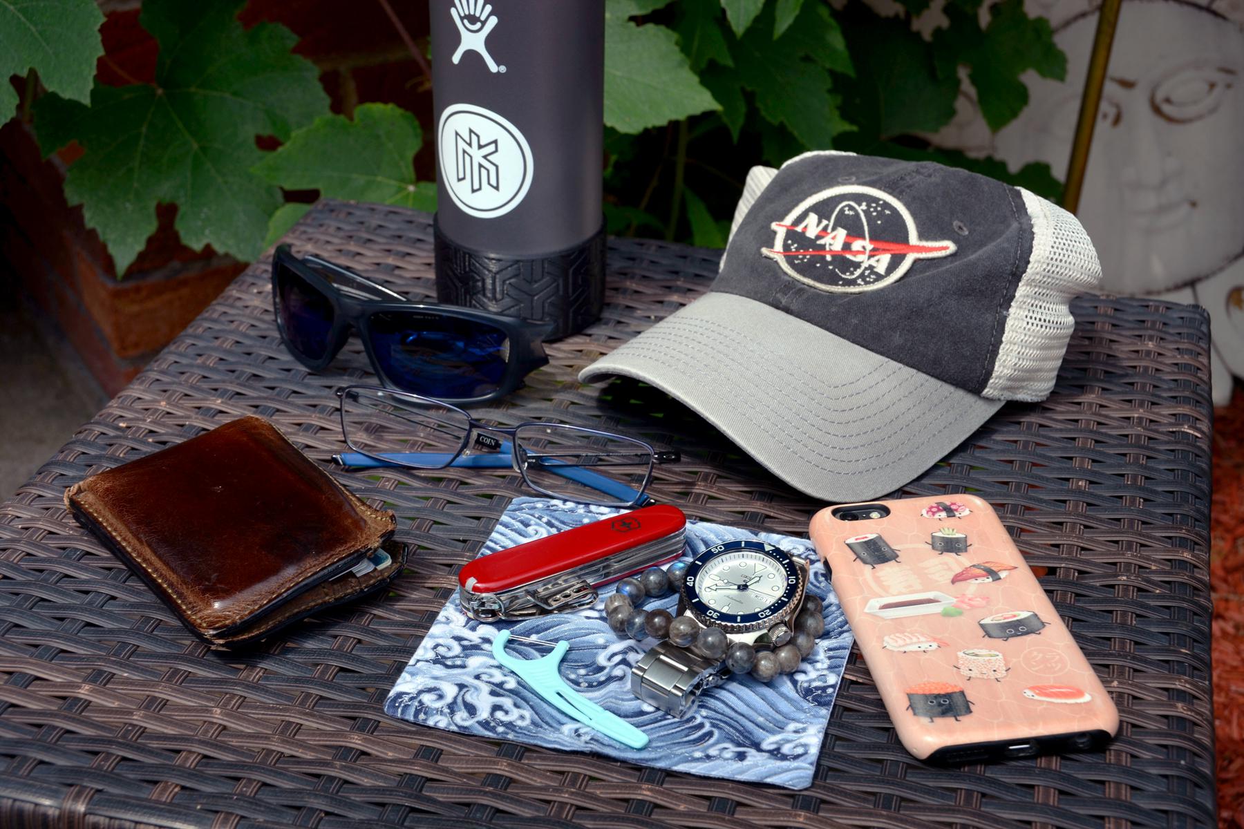 34/M - Summer Carry | Scrolller