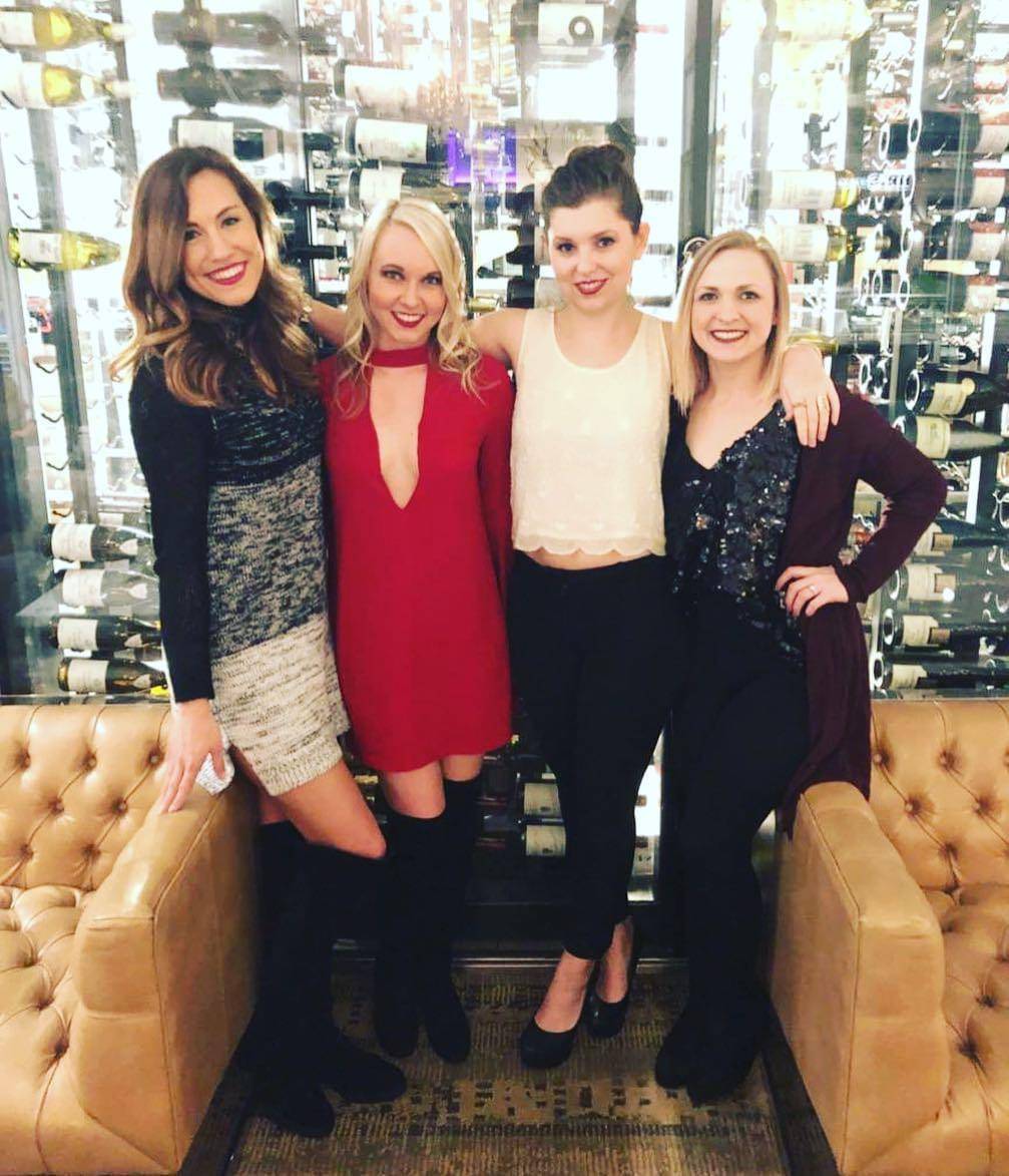 [4] Hotties | Scrolller