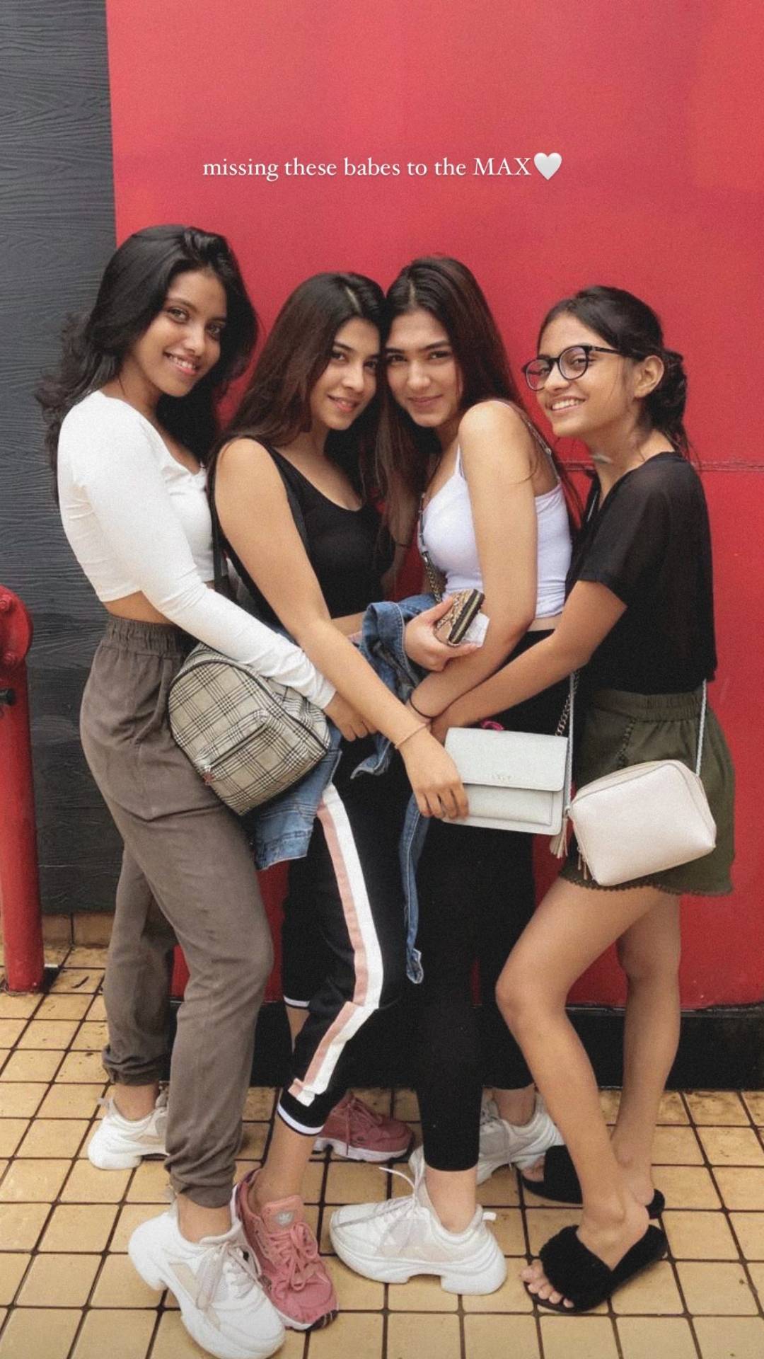 [4] Pick One Brown thot | Scrolller