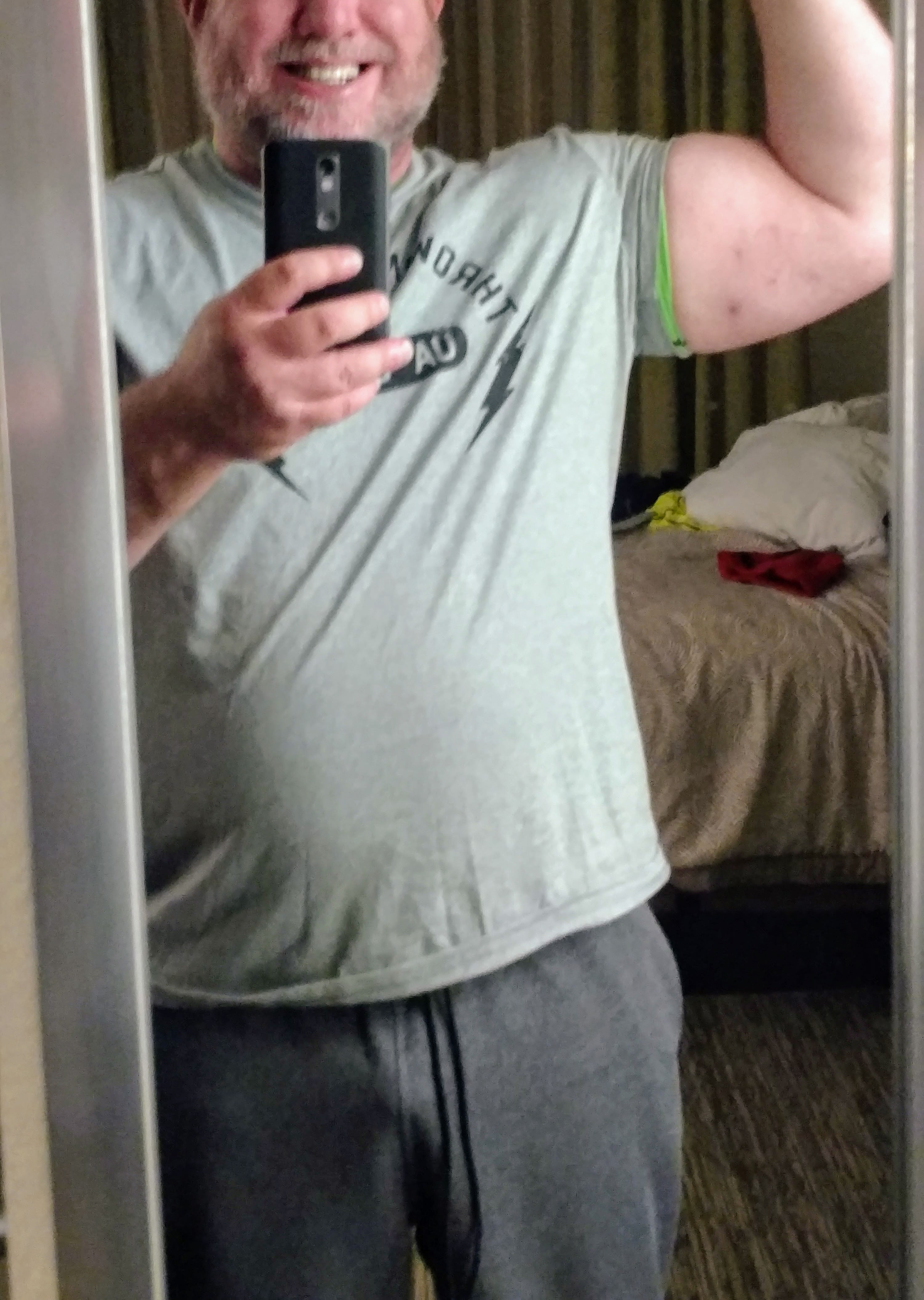 40s.. do I make the dad bod qualification? | Scrolller