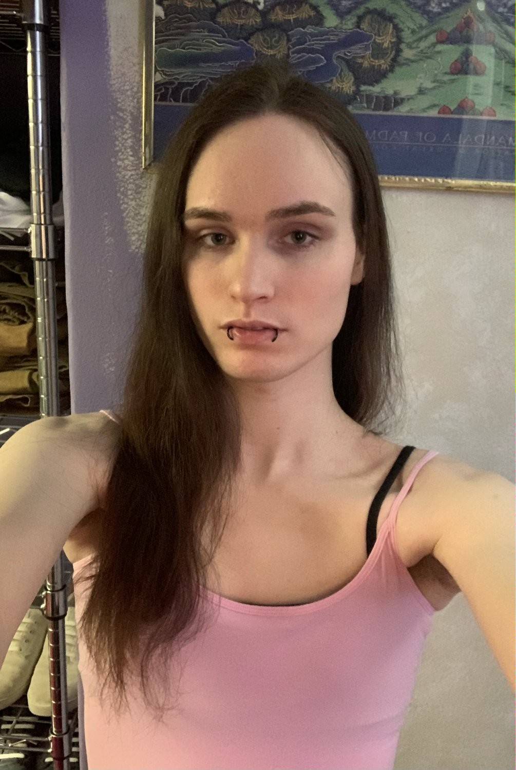 4mo MtF; every once in a while, from the right angles, I can see it. Finally managed to capture ...