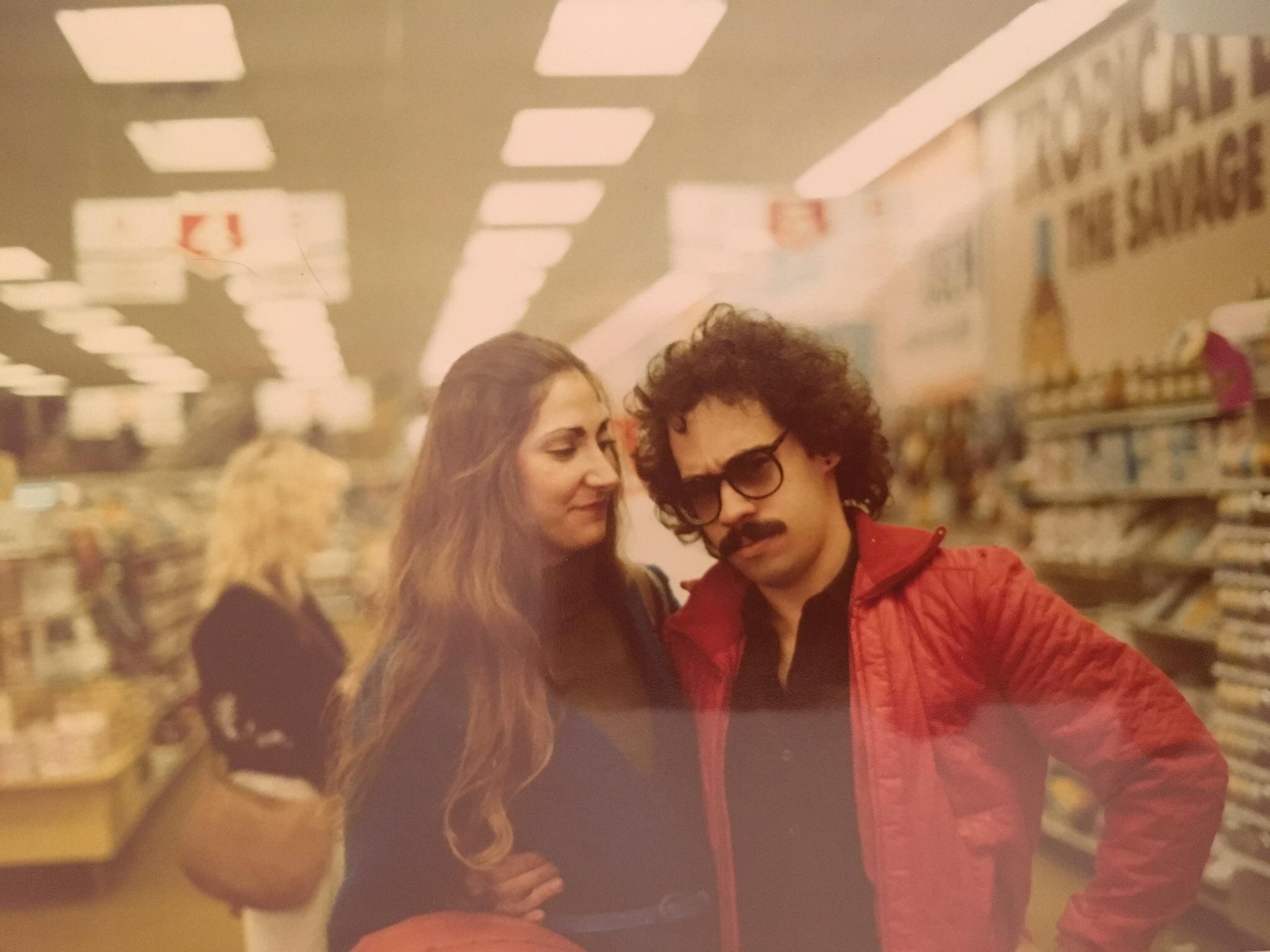 80’s Mirin - Mom & Dad😍 | Scrolller