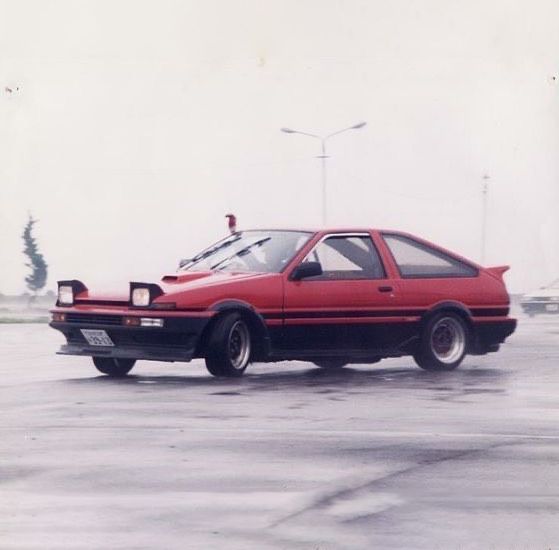 85' AE86 Trueno Cherry Red | Scrolller