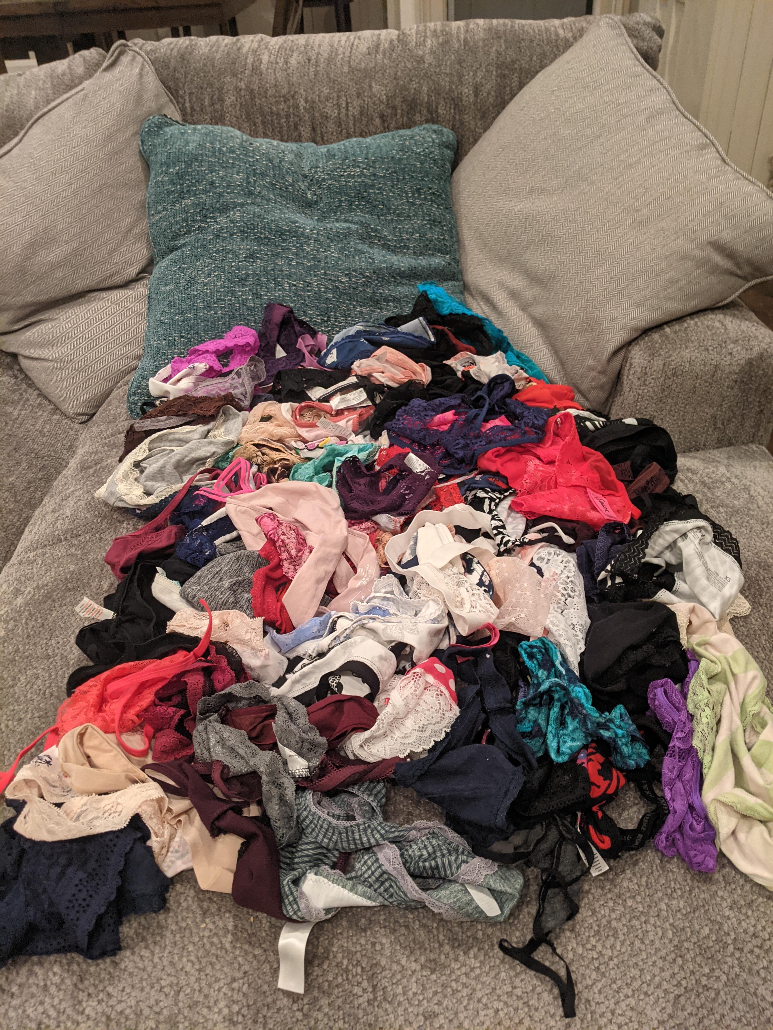 96+ Pile of Fun | Scrolller