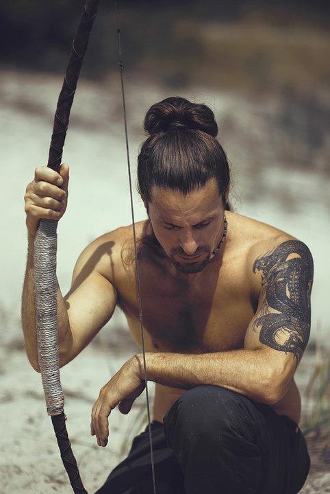 A bow to you handsome | Scrolller