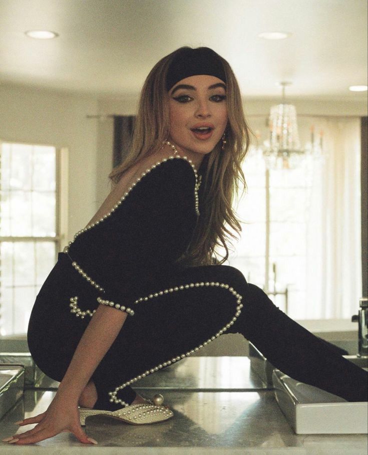 A bts from Cosmopolitan shoot ? | Scrolller