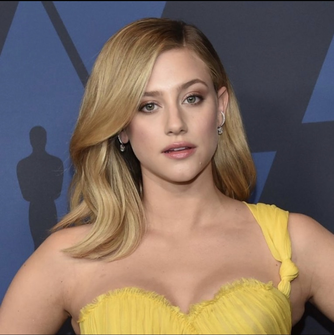 A close up. | Scrolller