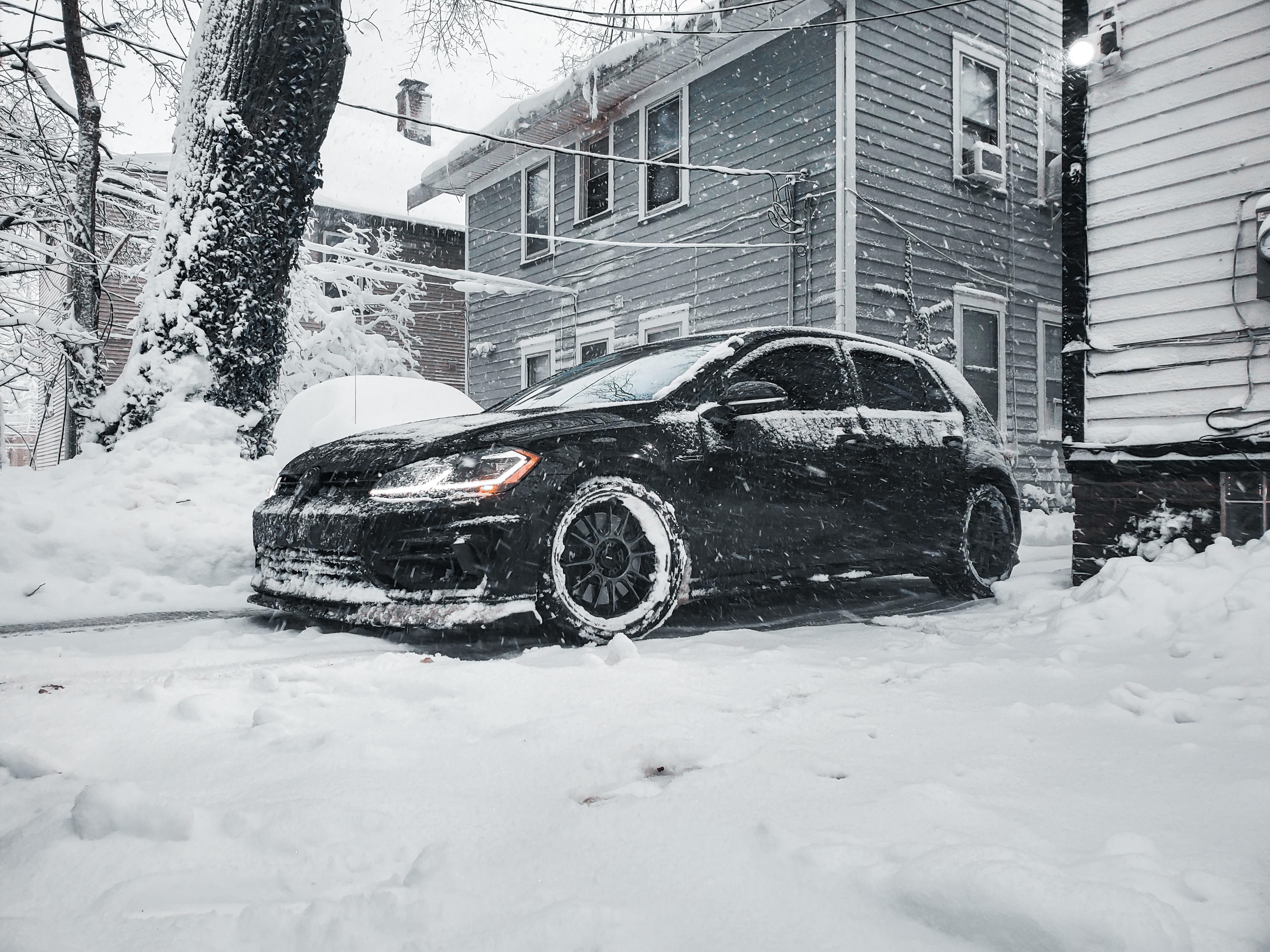 A foot of Snow + Traction control off = happy R 😎 | Scrolller
