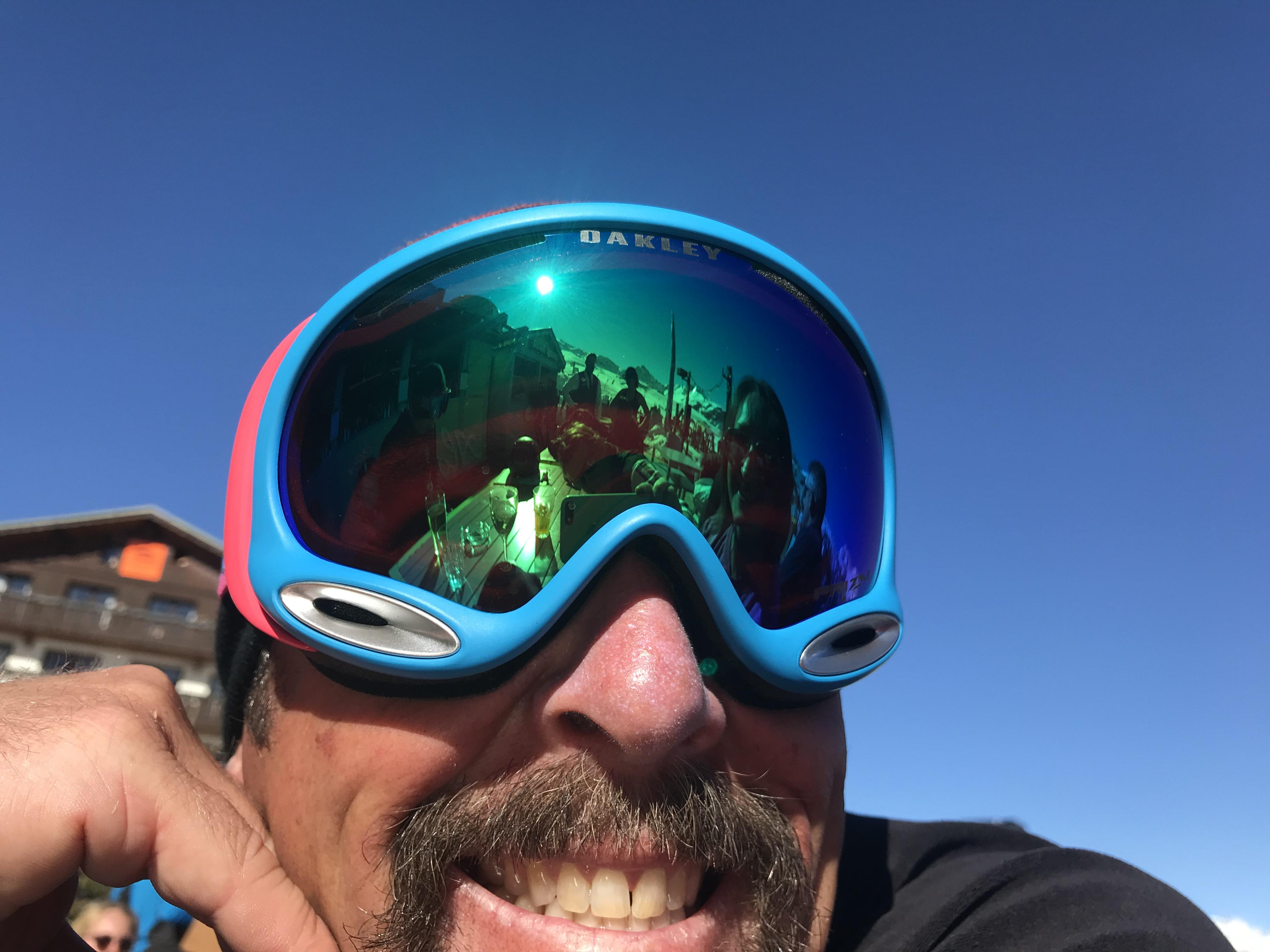 A frames to the max | Scrolller