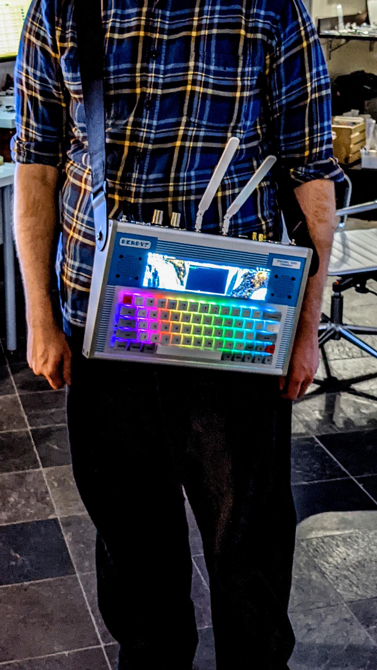 A great cyberdeck to write the next classic cyberpunk novel... | Scrolller