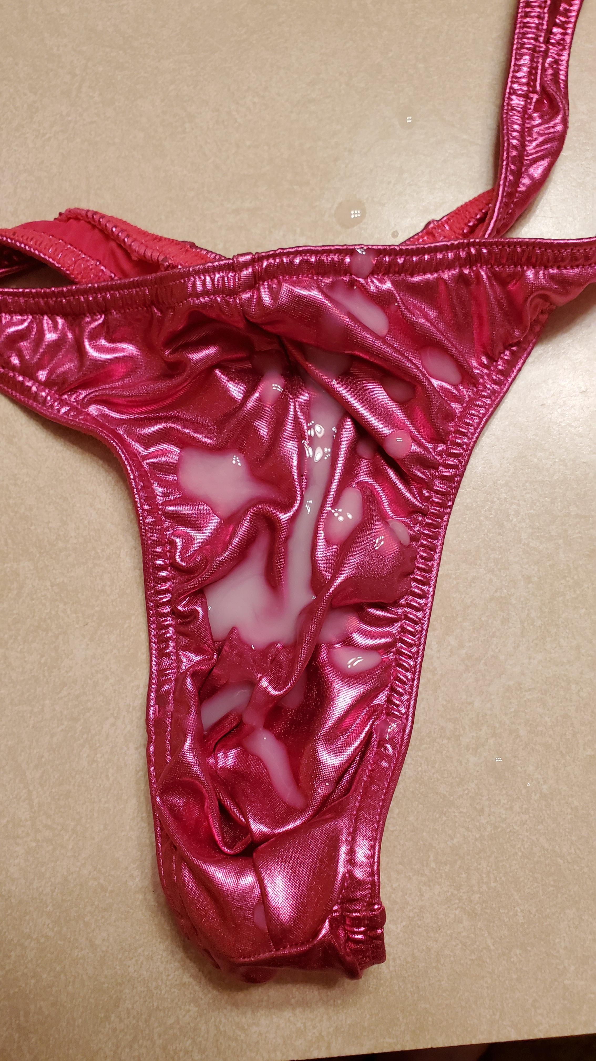 A little extra | Scrolller