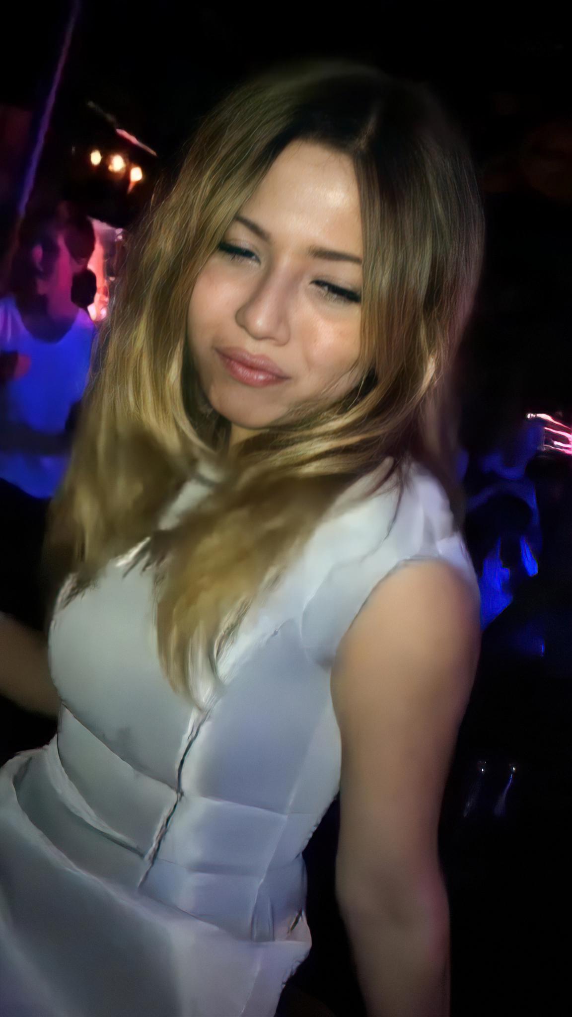 A little tipsy. | Scrolller