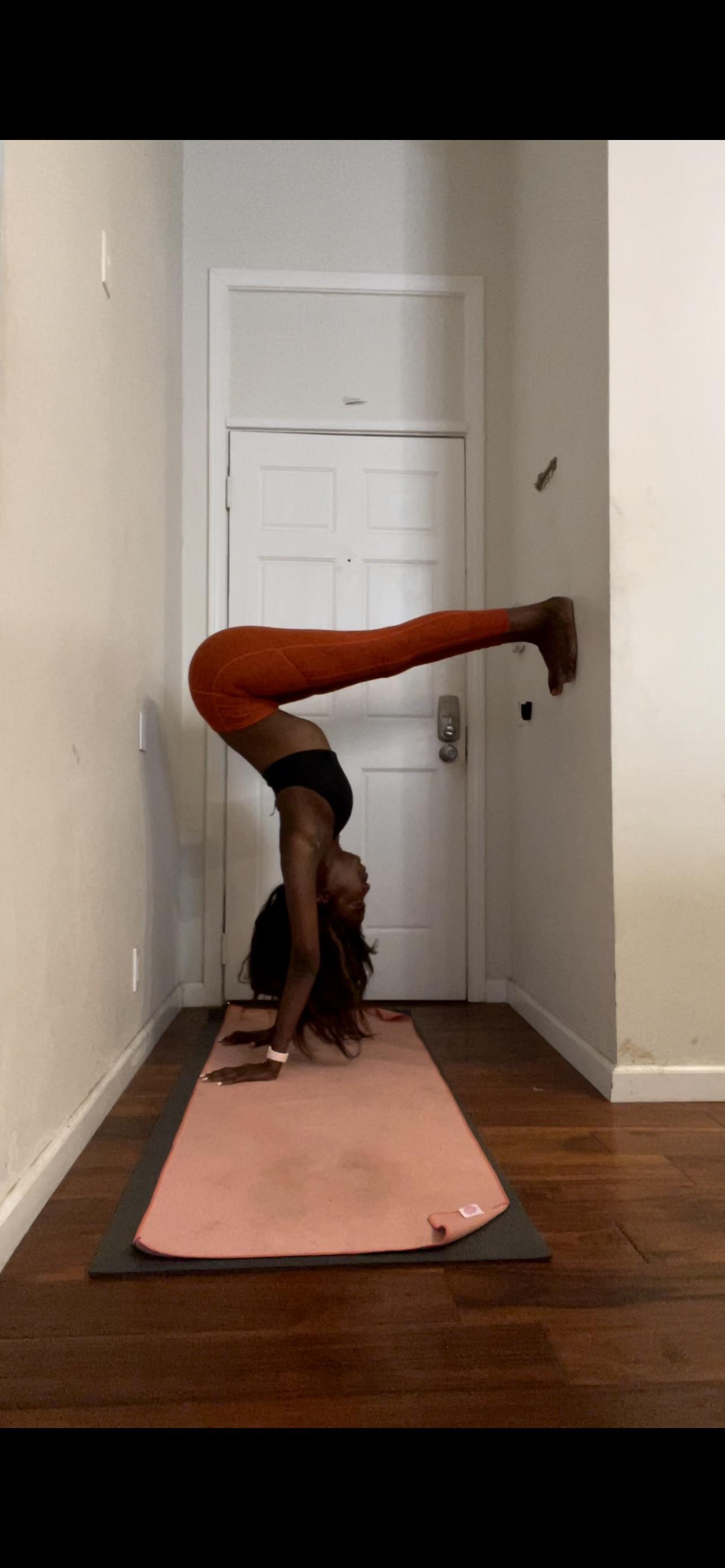 A little upside down time. I love this position… | Scrolller