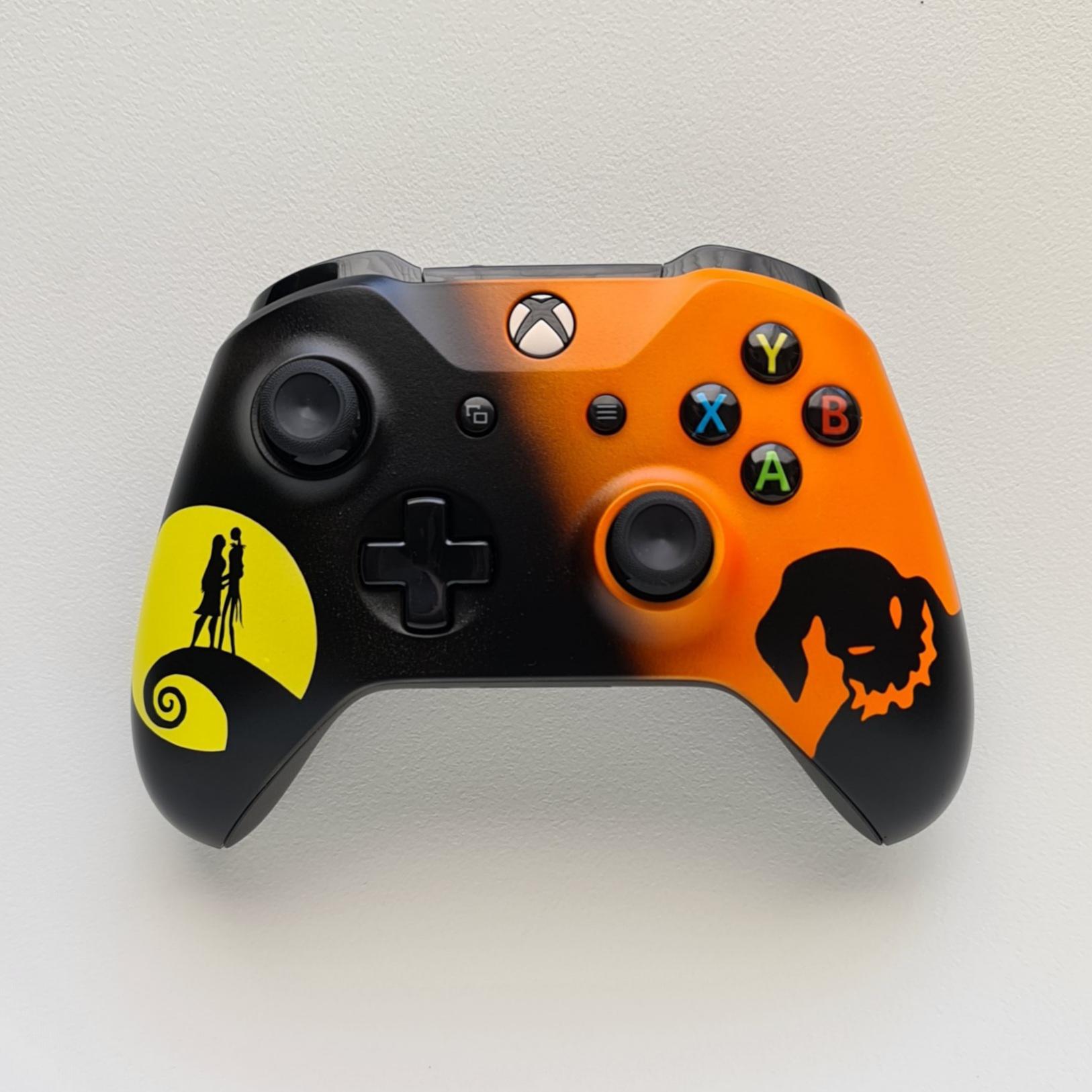 A Nightmare Before Christmas themed controller done by me. Details in comments! | Scrolller