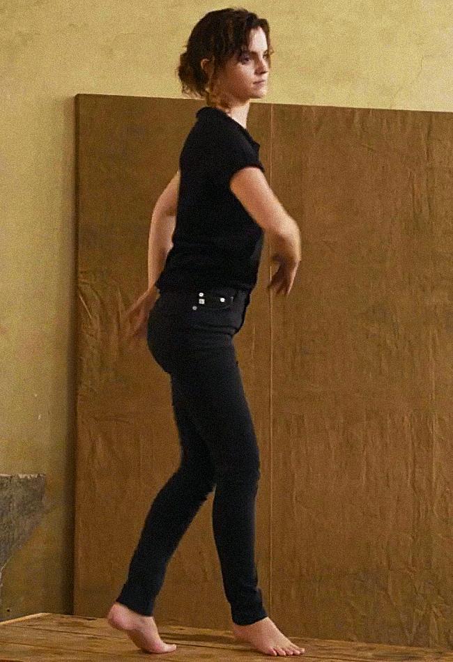 A Perfect Outline | Scrolller