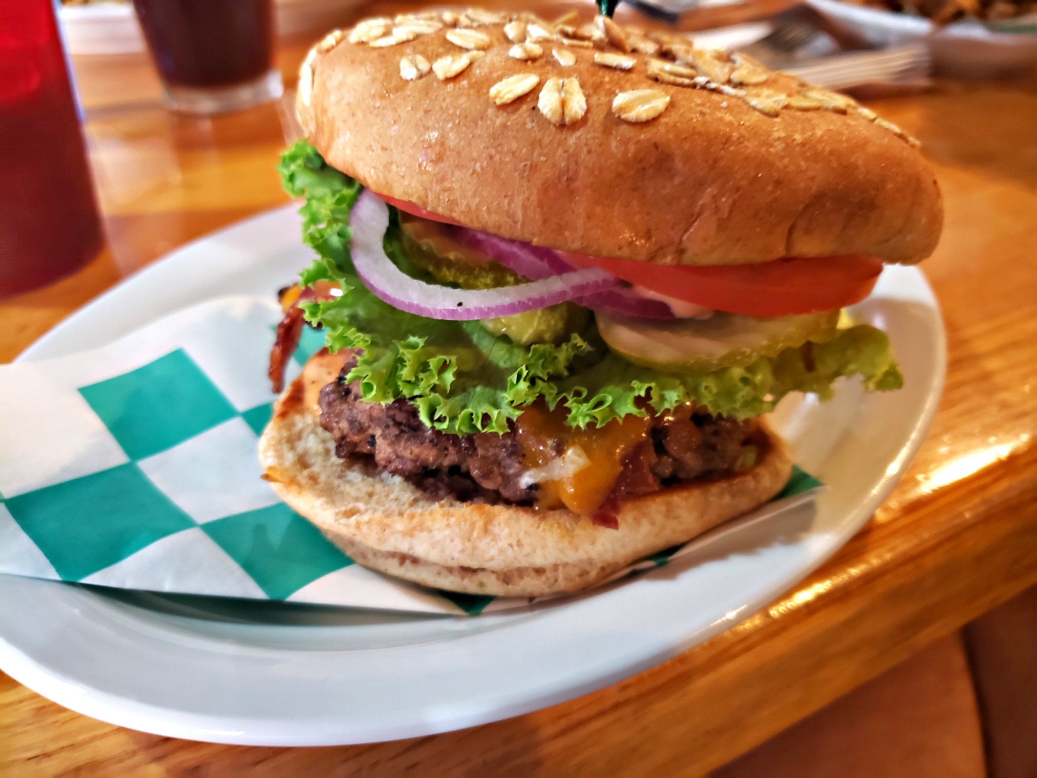 A pretty big bacon burger I had | Scrolller