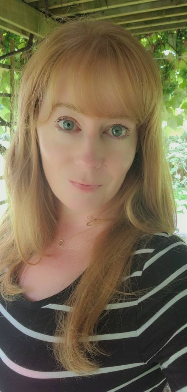 A rare no cleavage pic of me. Oh the horror | Scrolller