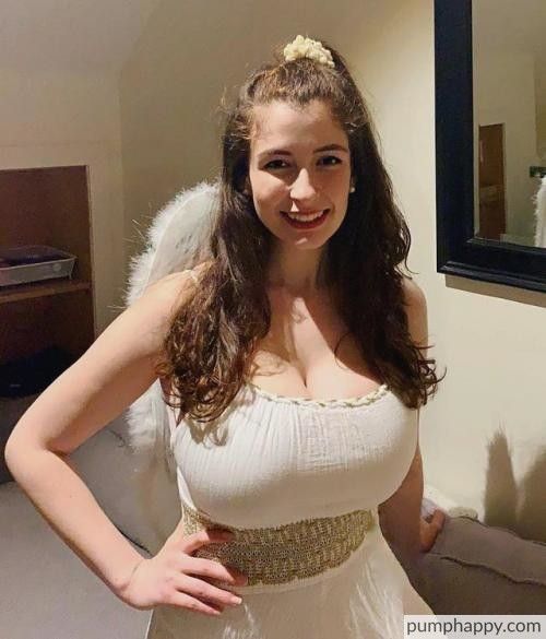 A real angel | Scrolller