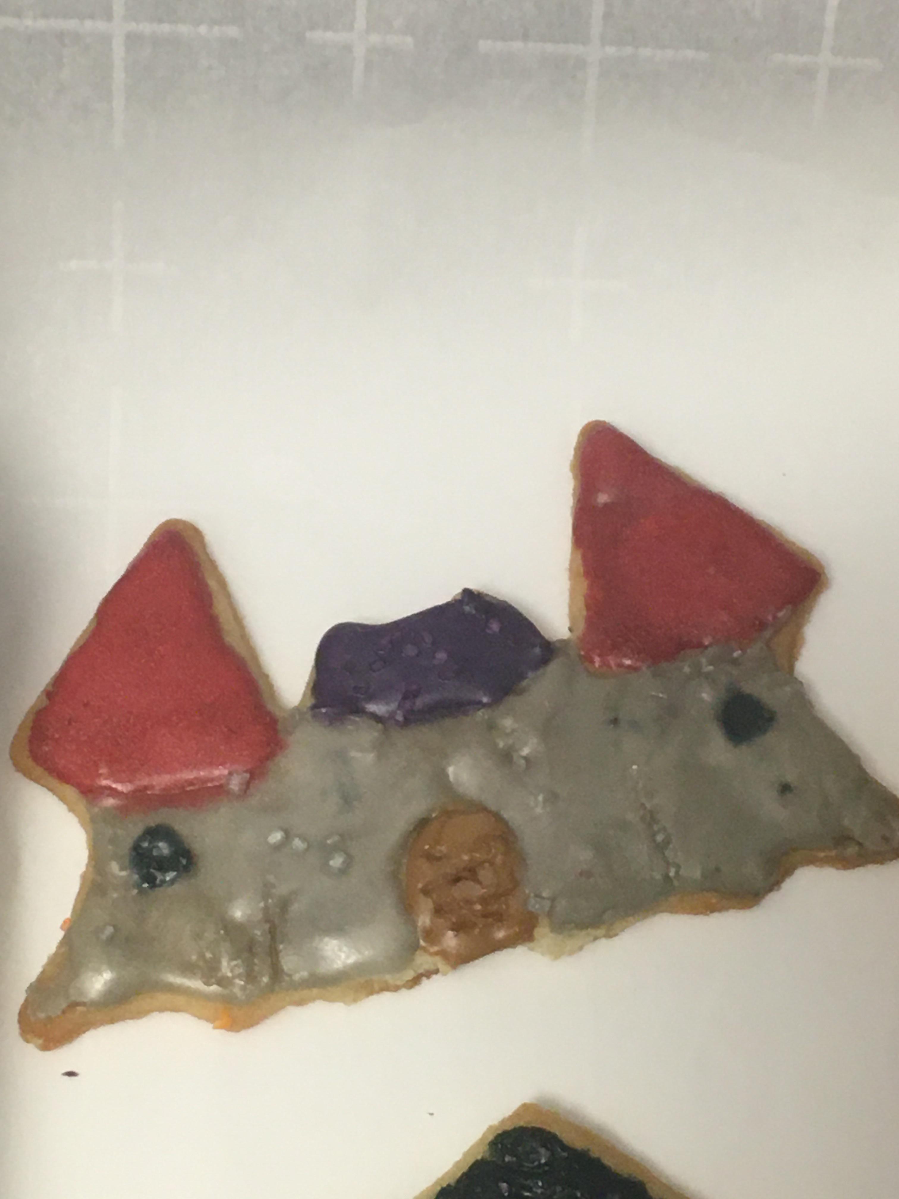 A spooky lil haunted house I made | Scrolller