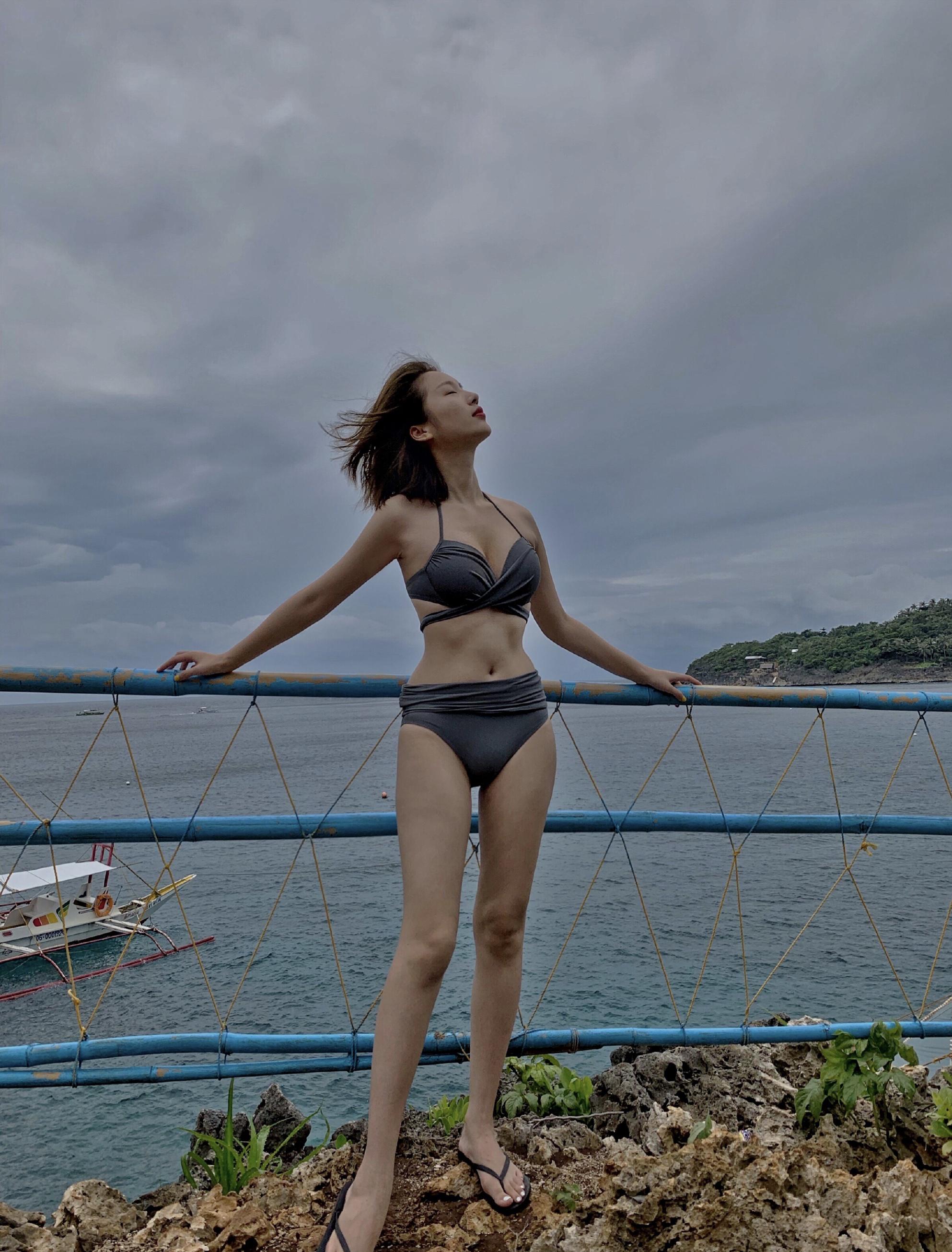 A storm is brewing | Scrolller