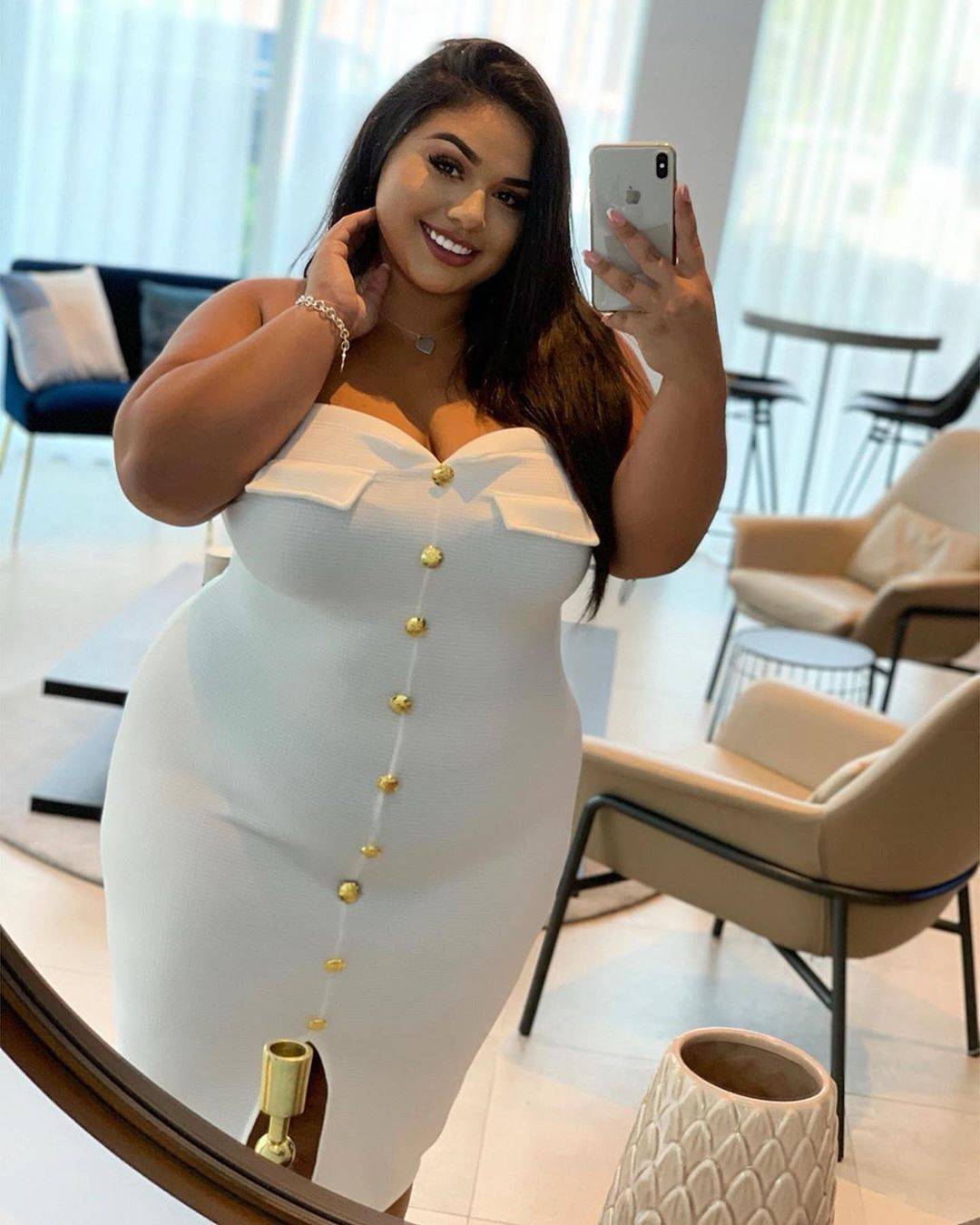 A Vision of Beauty | Scrolller