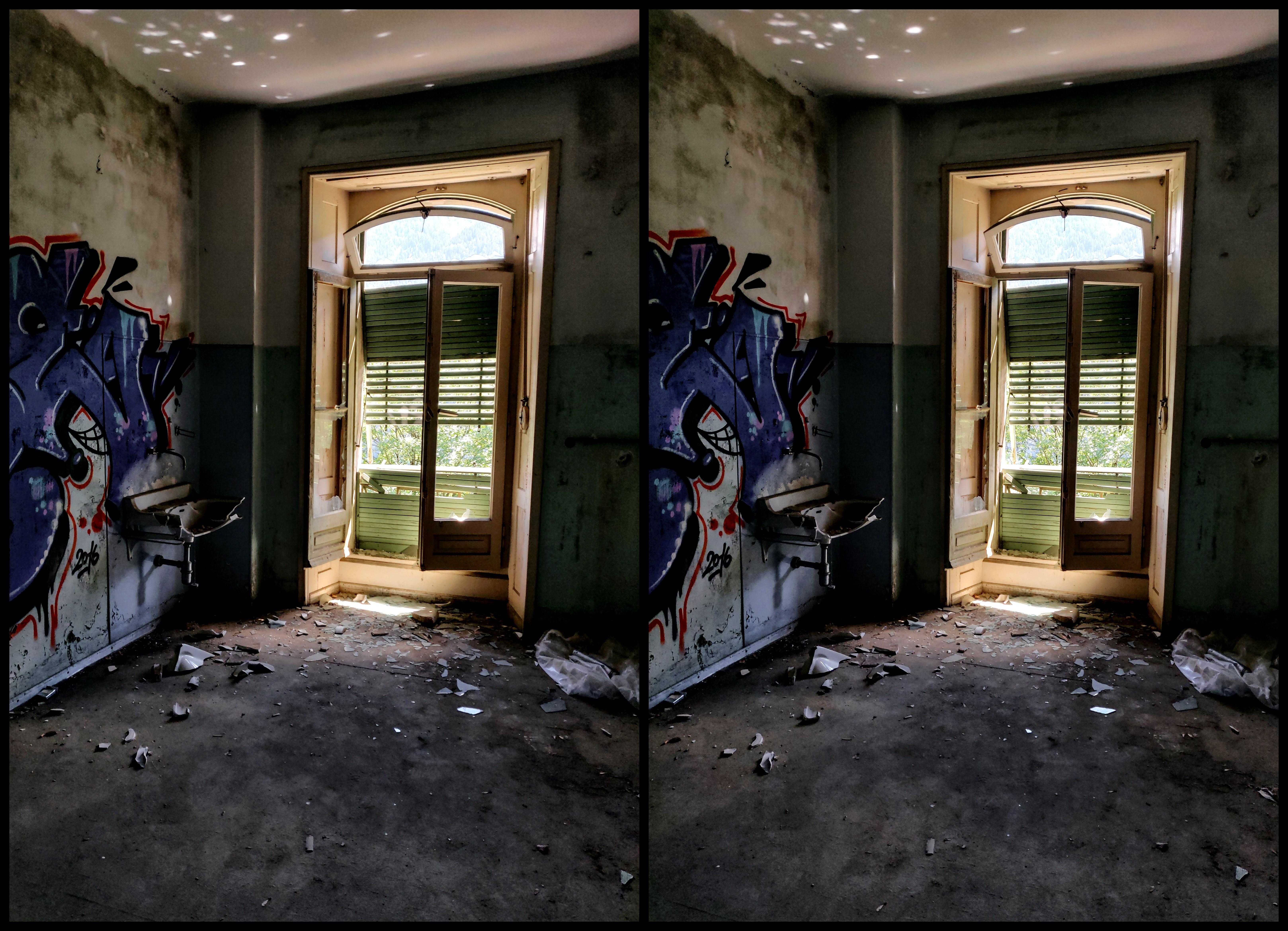 Abandoned Hospital Room | Scrolller