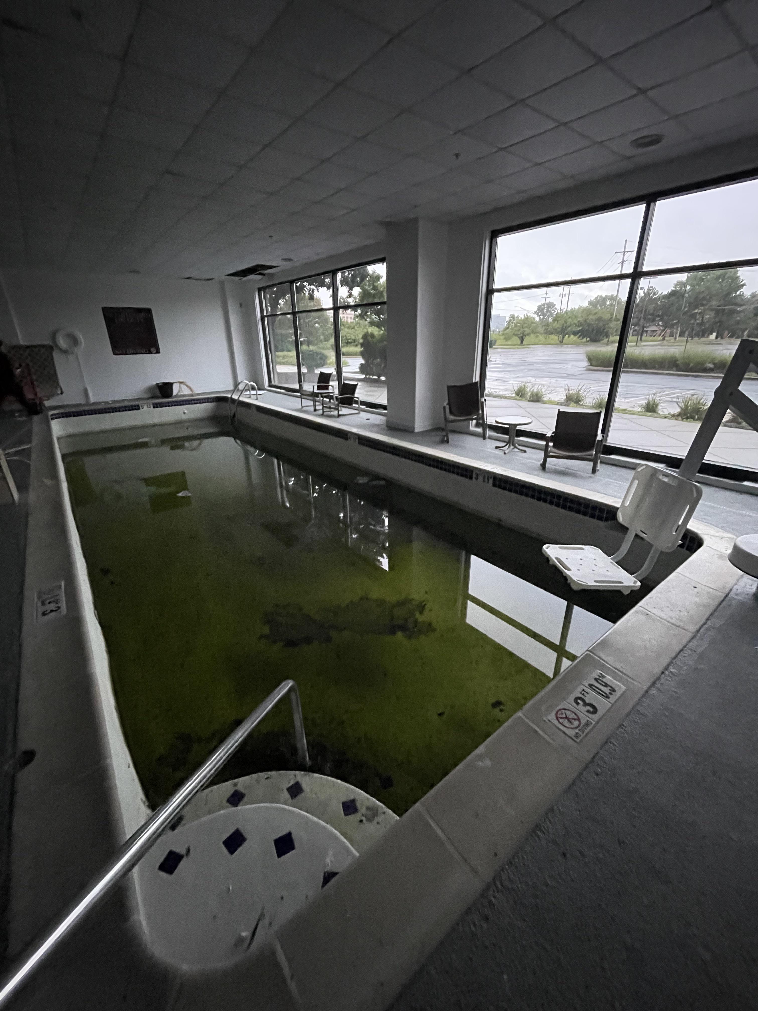 Abandoned hotel pool | Scrolller