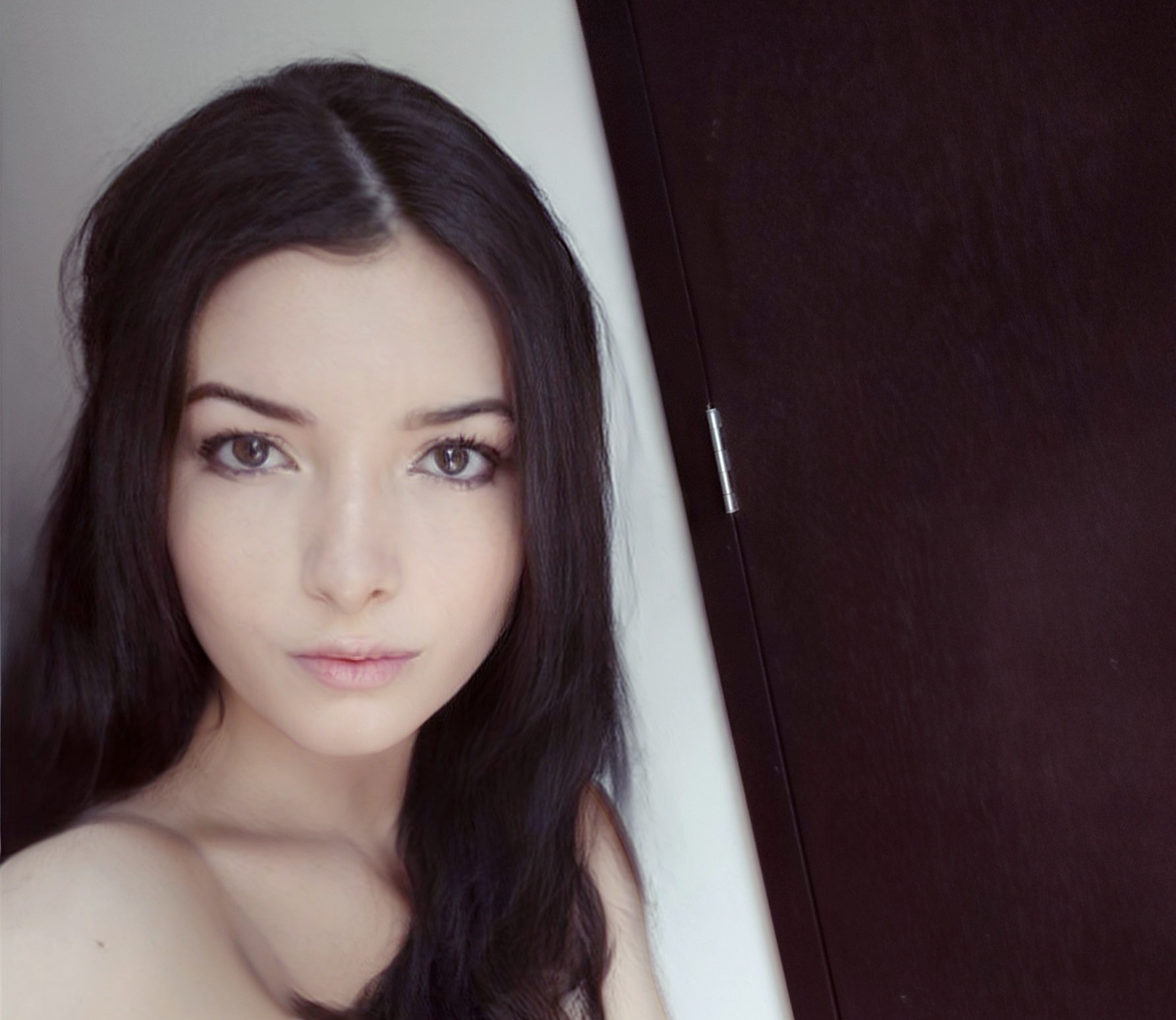 According to some people this is Solda Deryan face. And cute collarbones | Scrolller