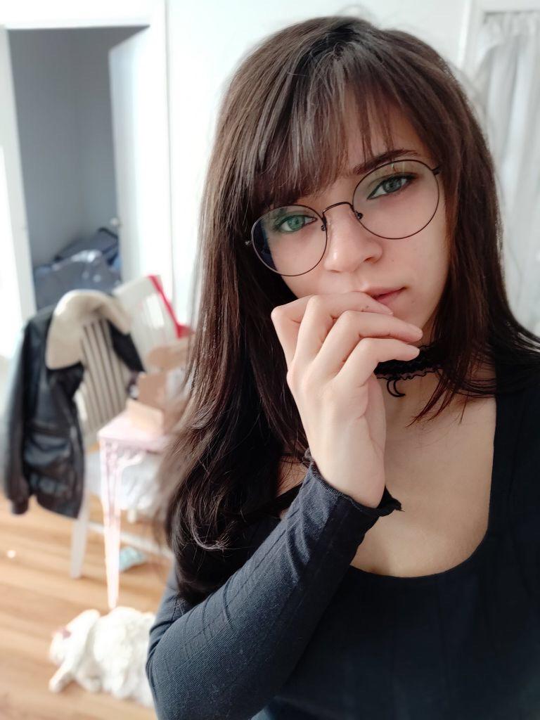 Acting Innocent | Scrolller