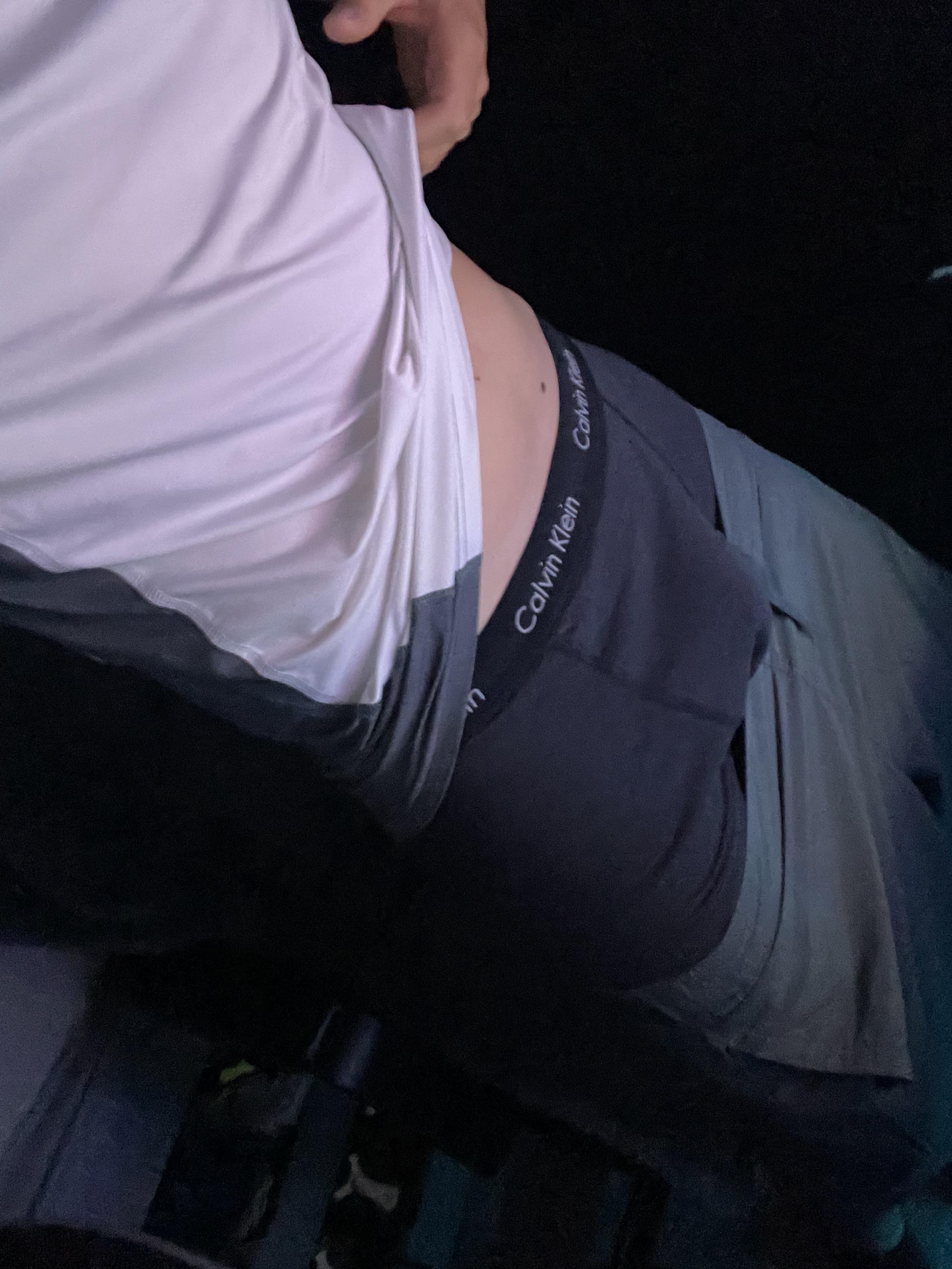 Active, dm me | Scrolller