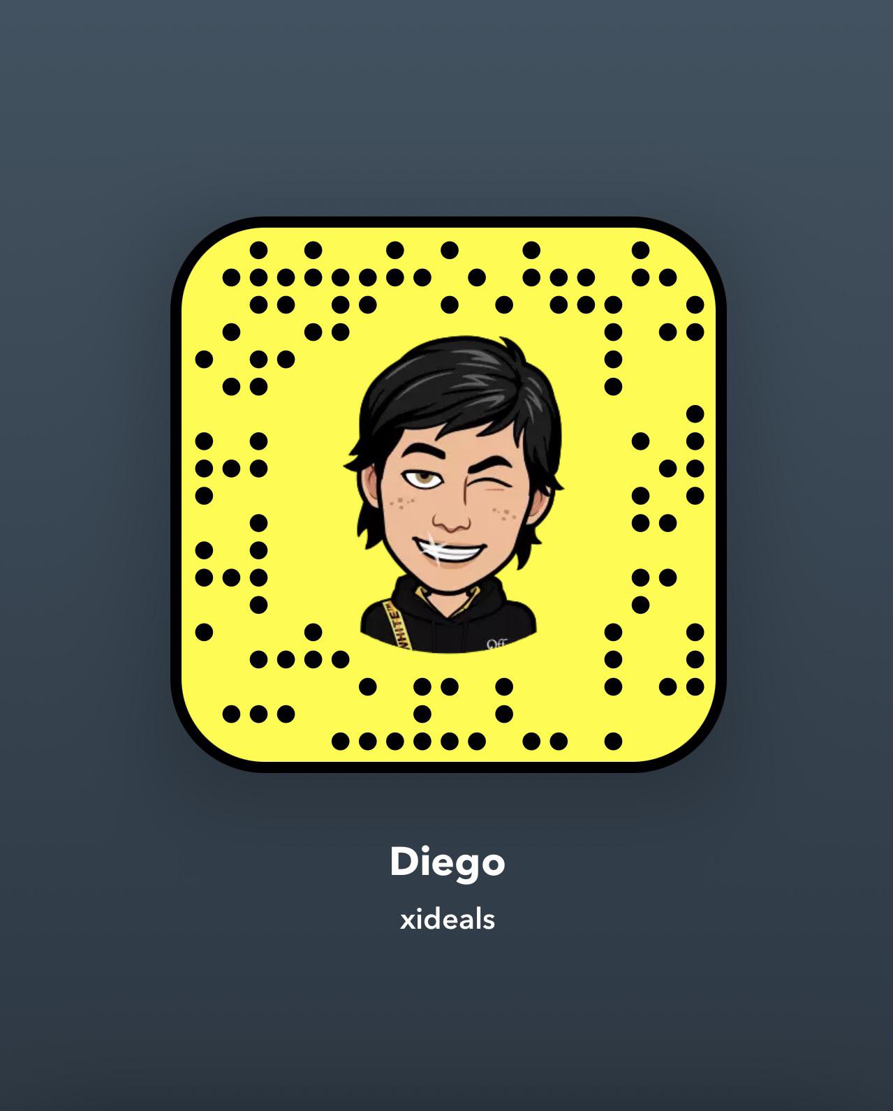 Add me for reliable streaks & snap map! | Scrolller