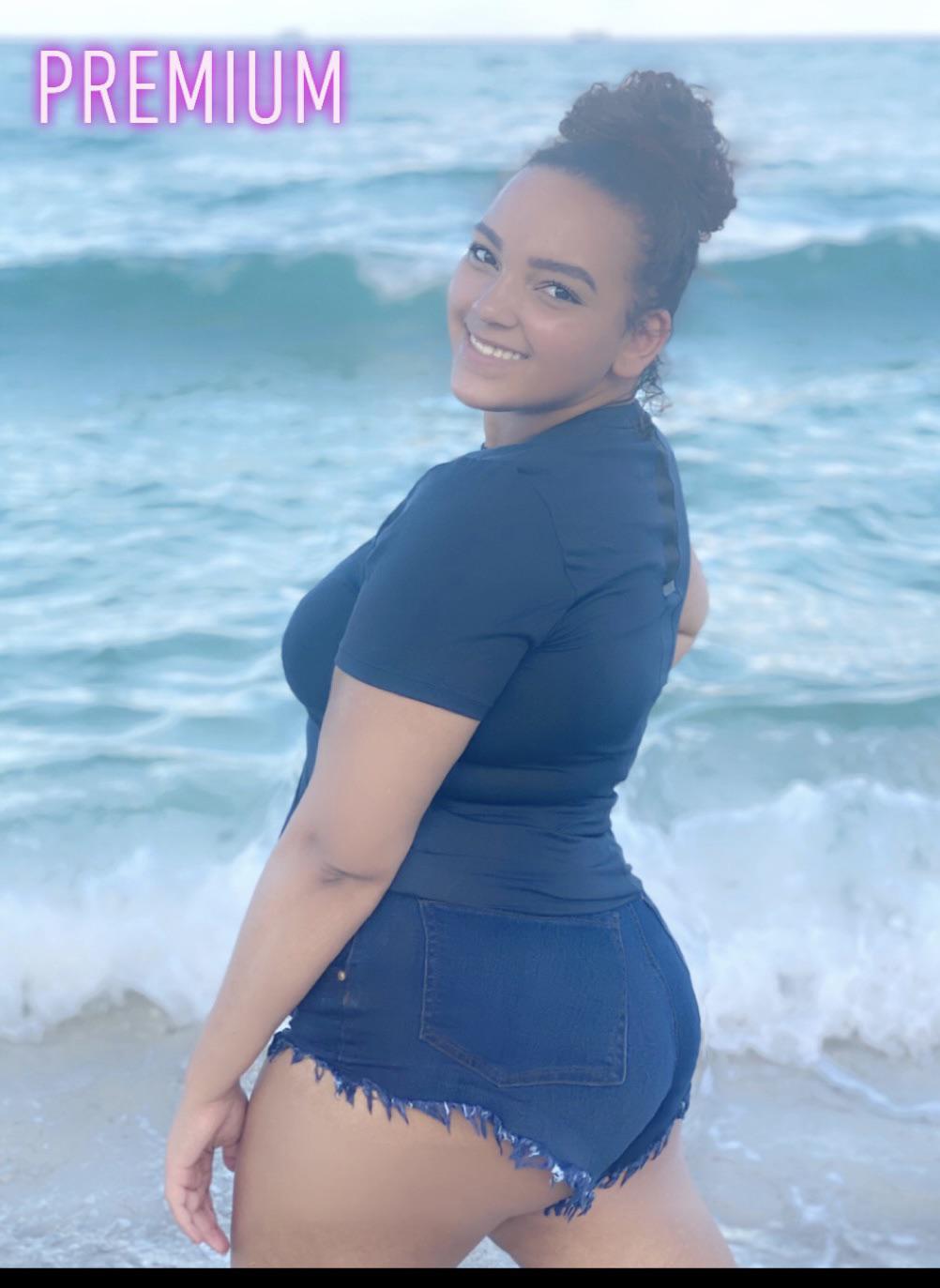 Add me on my premium ! xxoceanrose lots of sales and deals going on ️ | Scrolller