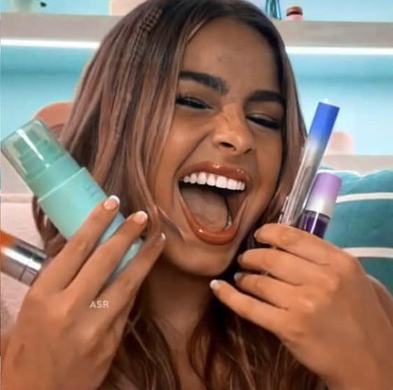 Addison Rae | Scrolller